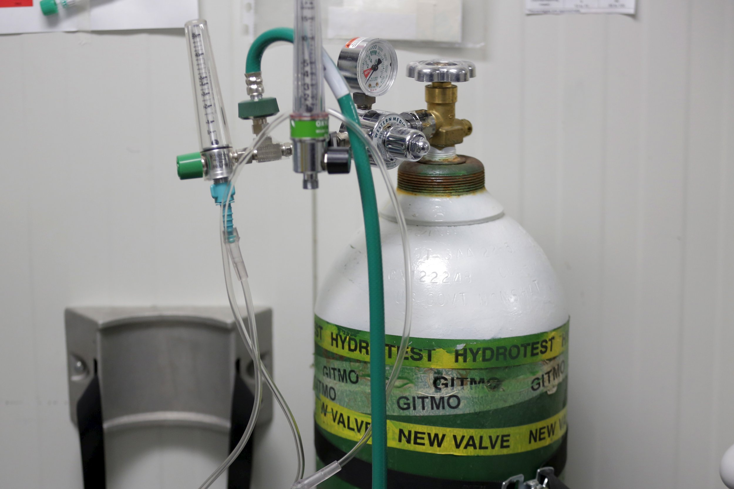 Woman On Oxygen Tank Dies After Power Company Cut Off Electricity Due Woman On Oxygen Tank Dies After Power Company Cut Off Electricity Due
