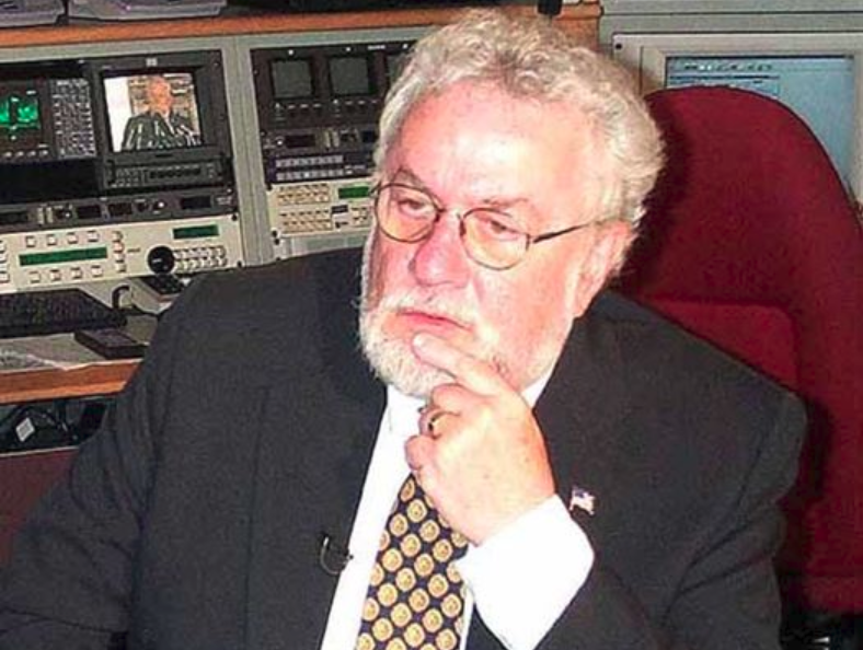 Who Was Adrian Cronauer? 'Good Morning, Vietnam' DJ Played by Robin ...