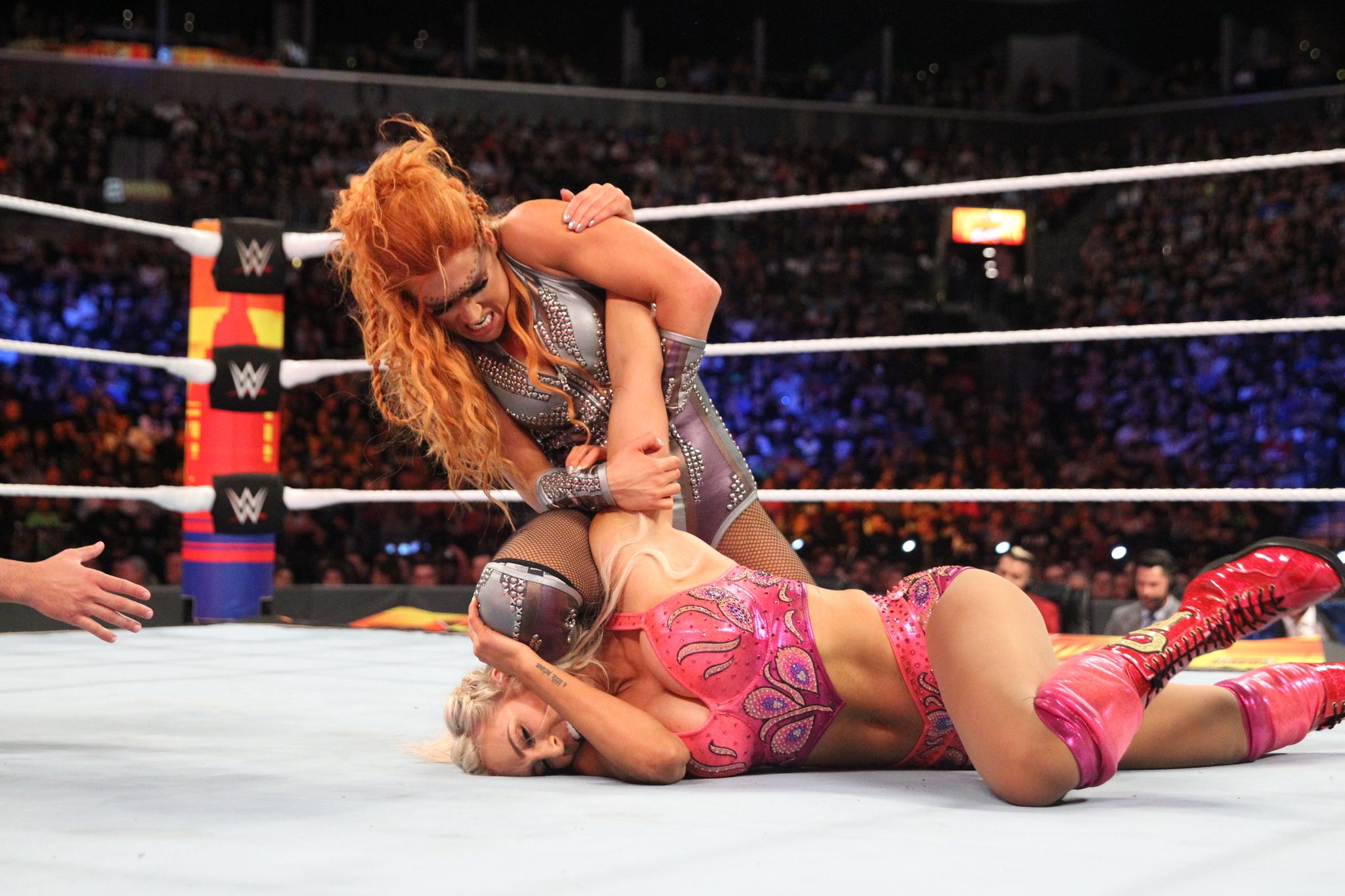 Did Becky Lynch Turn Heel It s More Complicated Than That Newsweek