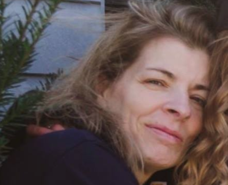 Elizabeth Clements's Instagram, Twitter & Facebook on IDCrawl