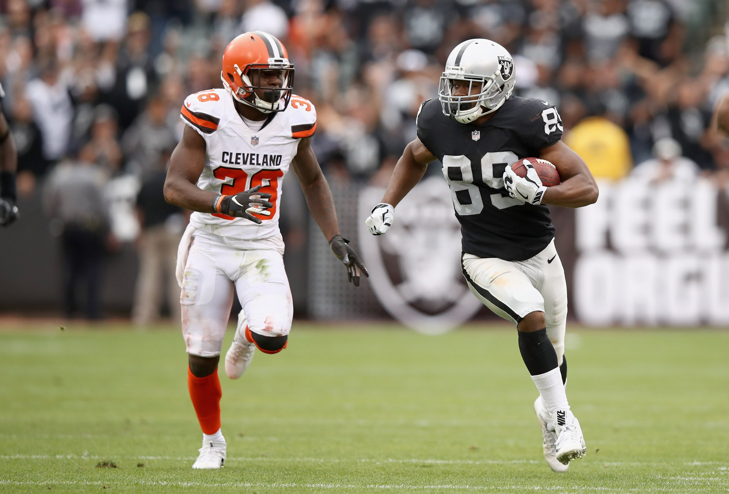 Oakland Raiders Trade WR Amari Cooper to Dallas Cowboys for First-Round ...