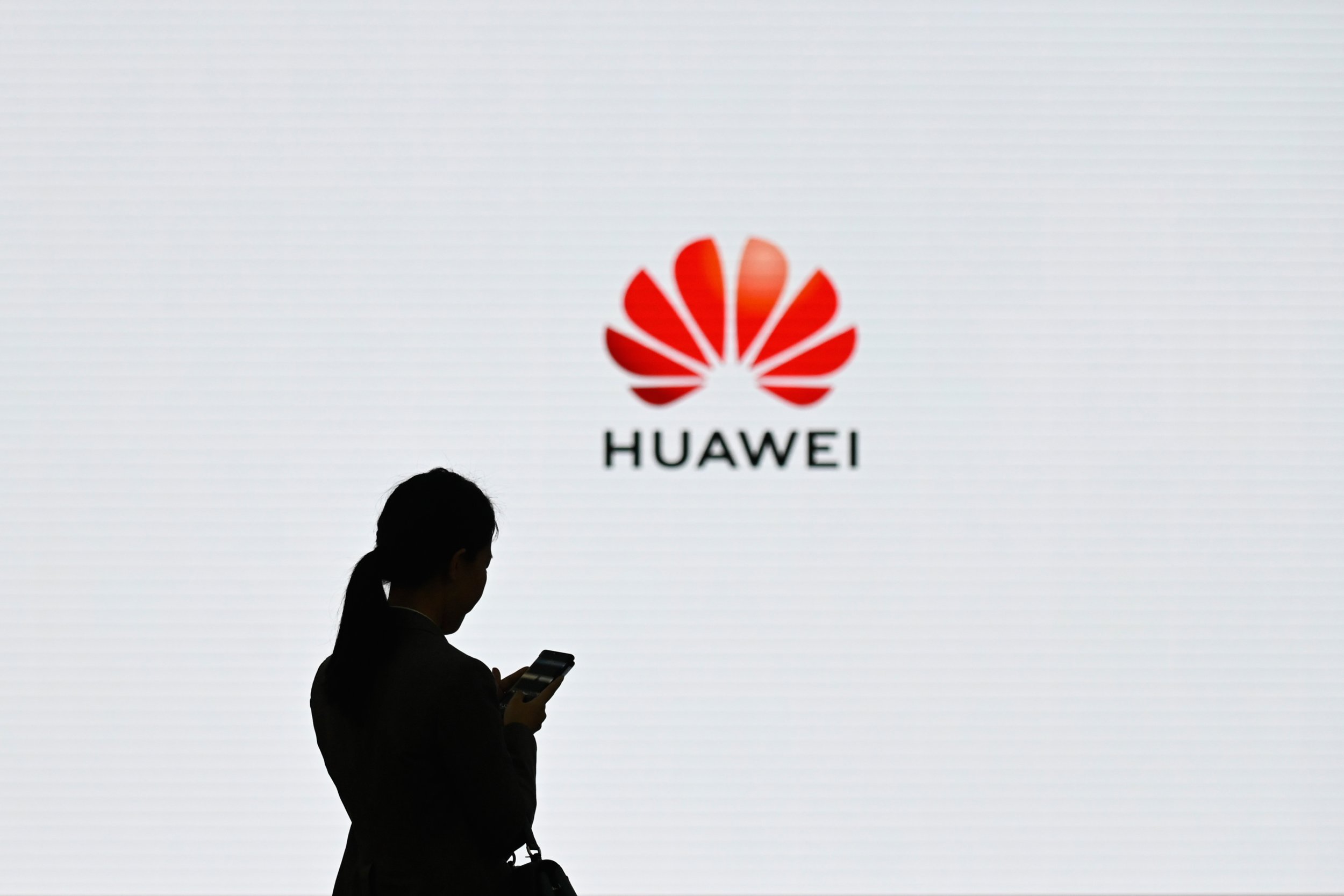 Google Huawei Ban: Will Users of Chinese Phones Lose Access to Gmail ... Google Huawei Ban: Will Users of Chinese Phones Lose Access to Gmail ...