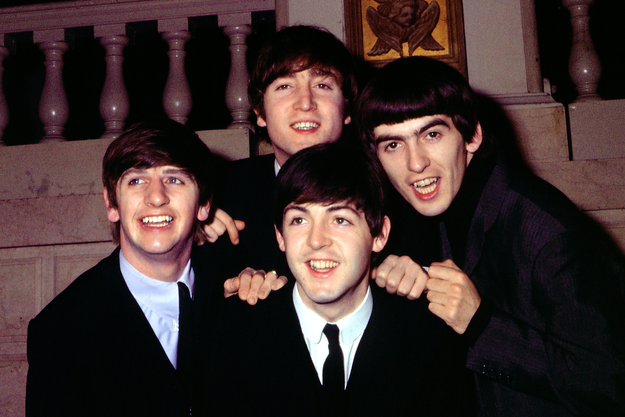Alle Mitglieder Der Beatles George Harrison IVRCQB