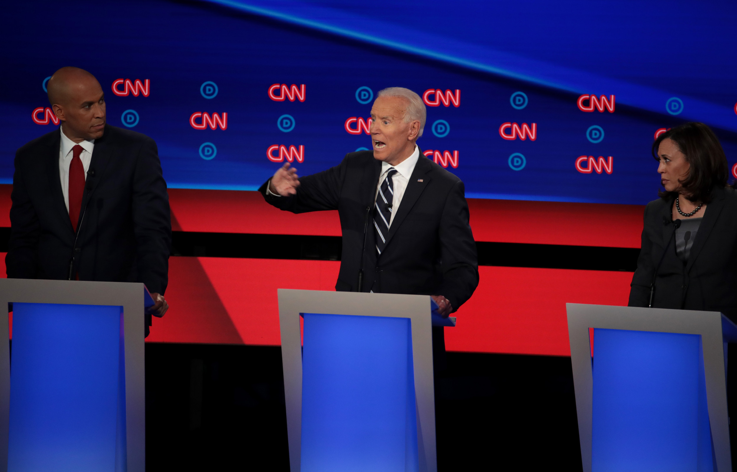 Elizabeth Warren Was Praised After Debates But Biden Dominates Polling