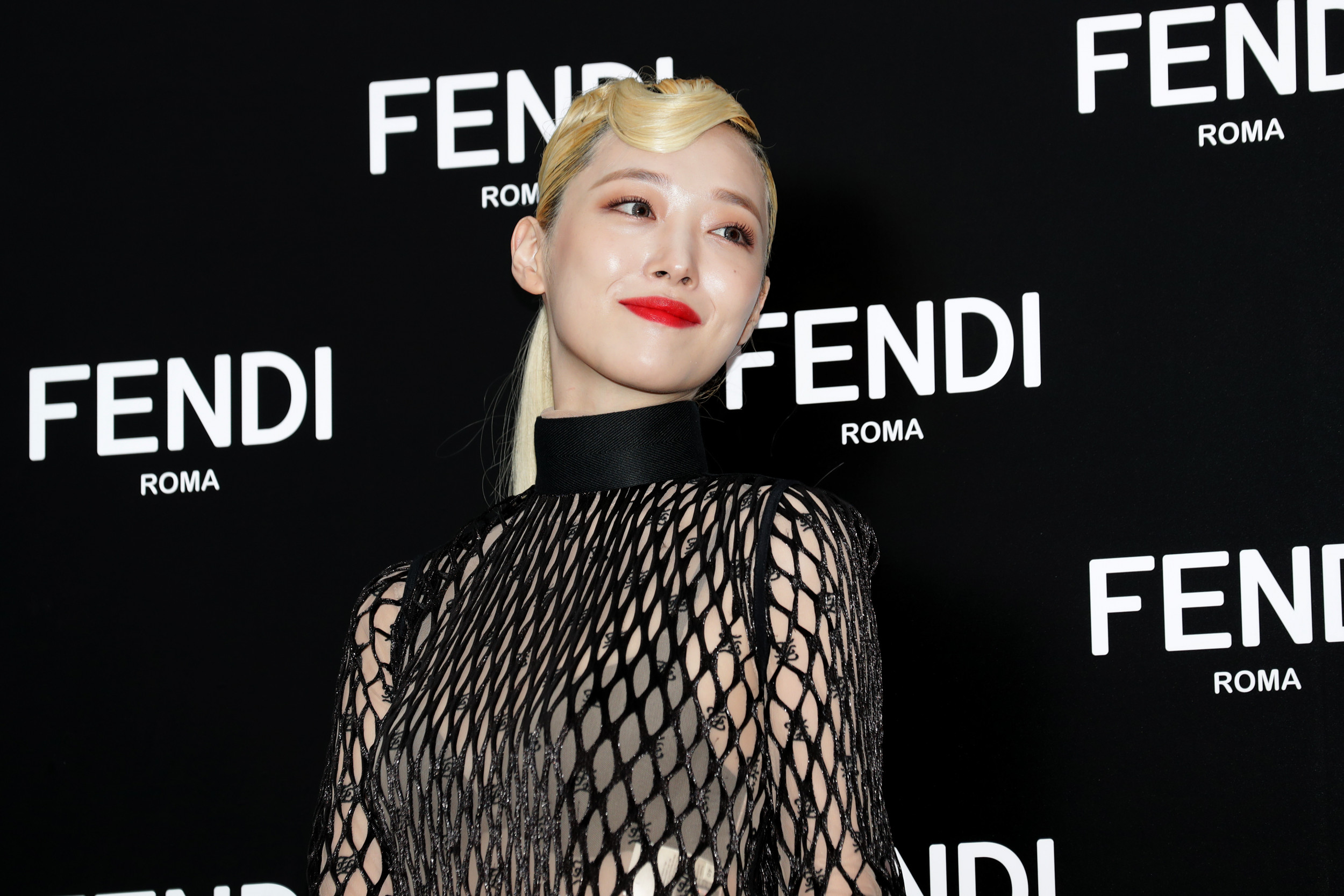 K Pop Singer Sulli Who Spoke Out Against Cyberbullies Dead At 25 K Pop Singer Sulli Who Spoke Out Against Cyberbullies Dead At 25