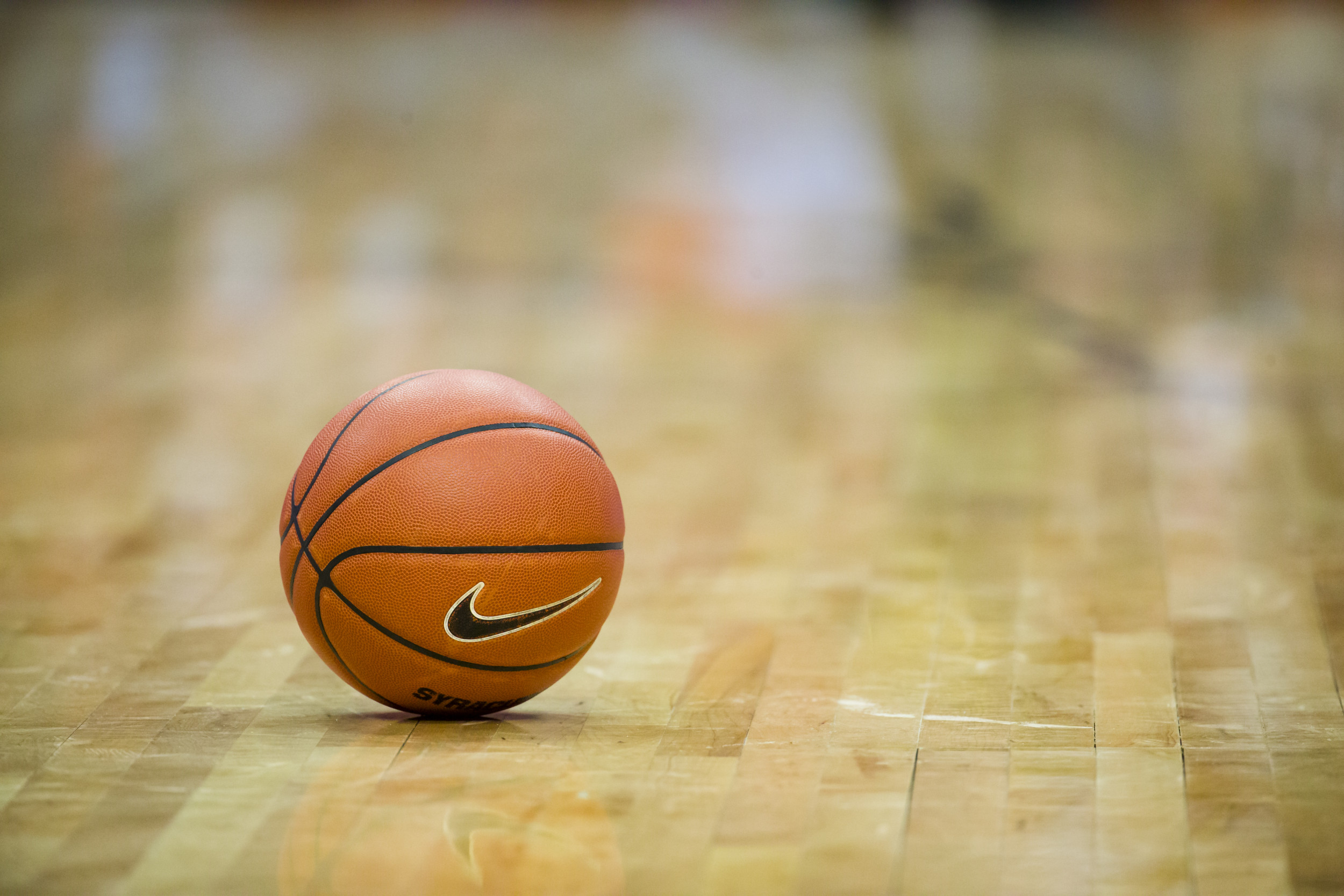 Man Headbutts Referee During Middle School Basketball Game Gets Banned Man Headbutts Referee During Middle School Basketball Game Gets Banned