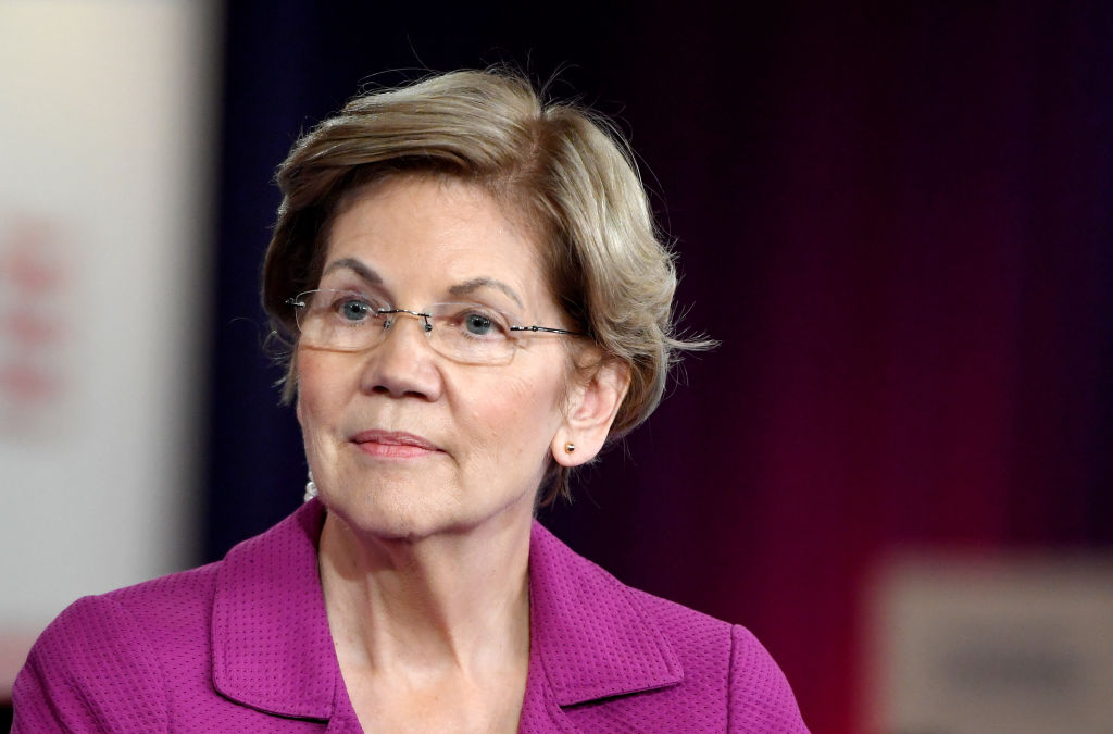 Elizabeth Warren Buys Full-Page Ad in Billionaire's Hometown Newspaper ...