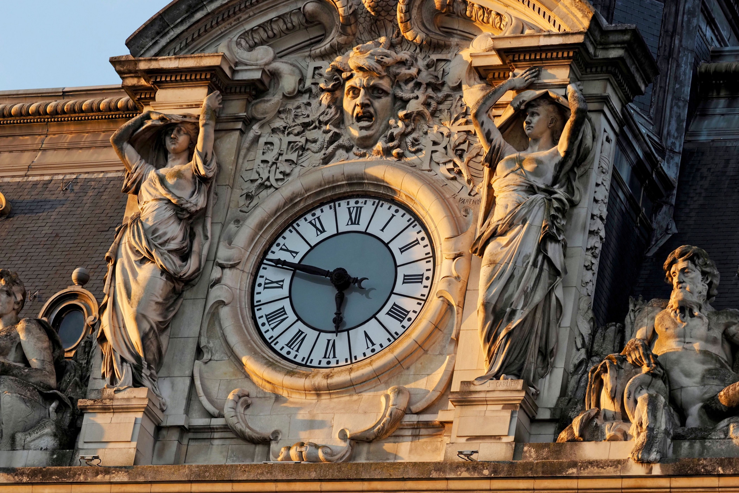 What Time Do Clocks Go Forward What You Need To Know About Daylight