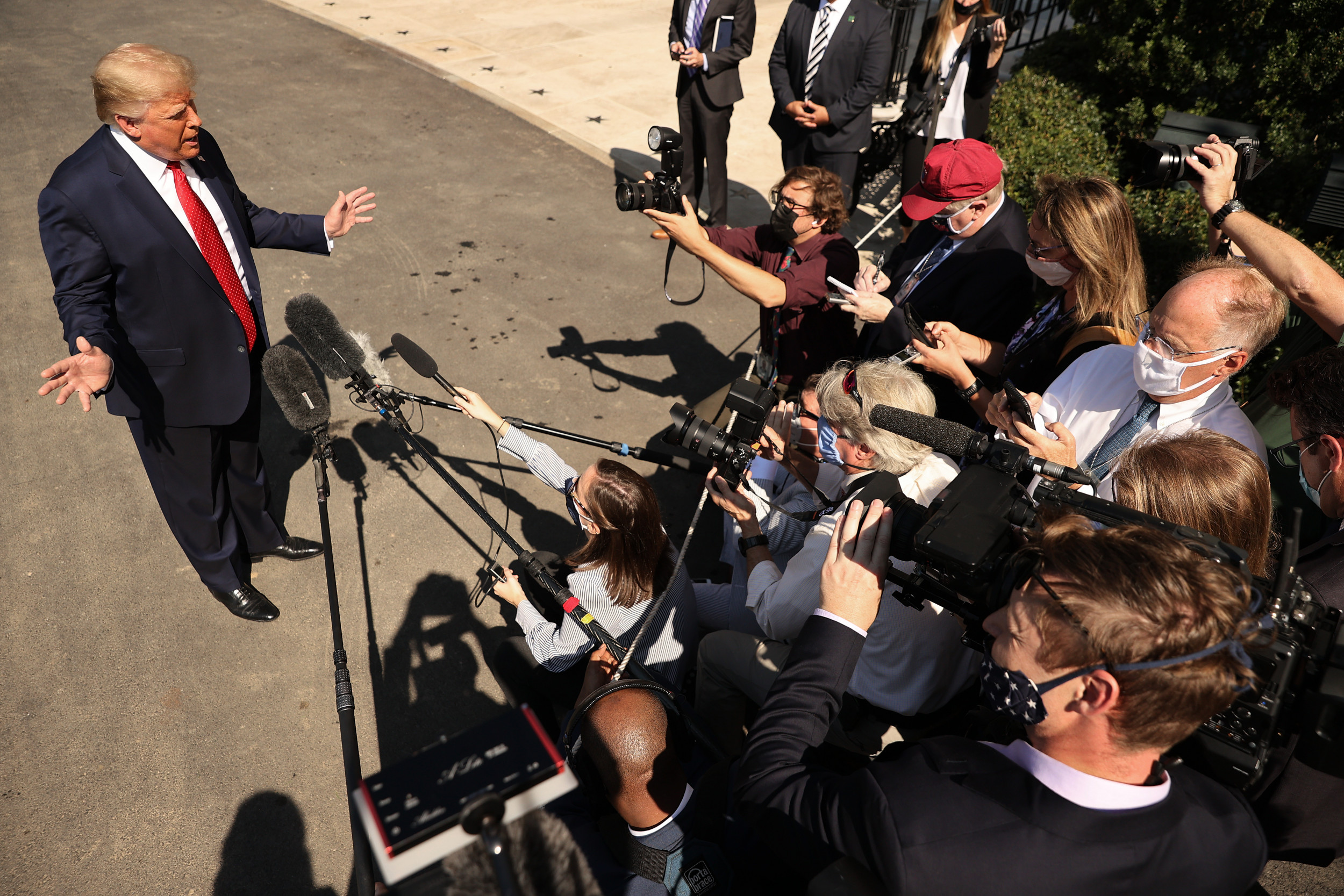 On First Day of DNC, Trump Starts Battleground Campaign Tour Amid ...