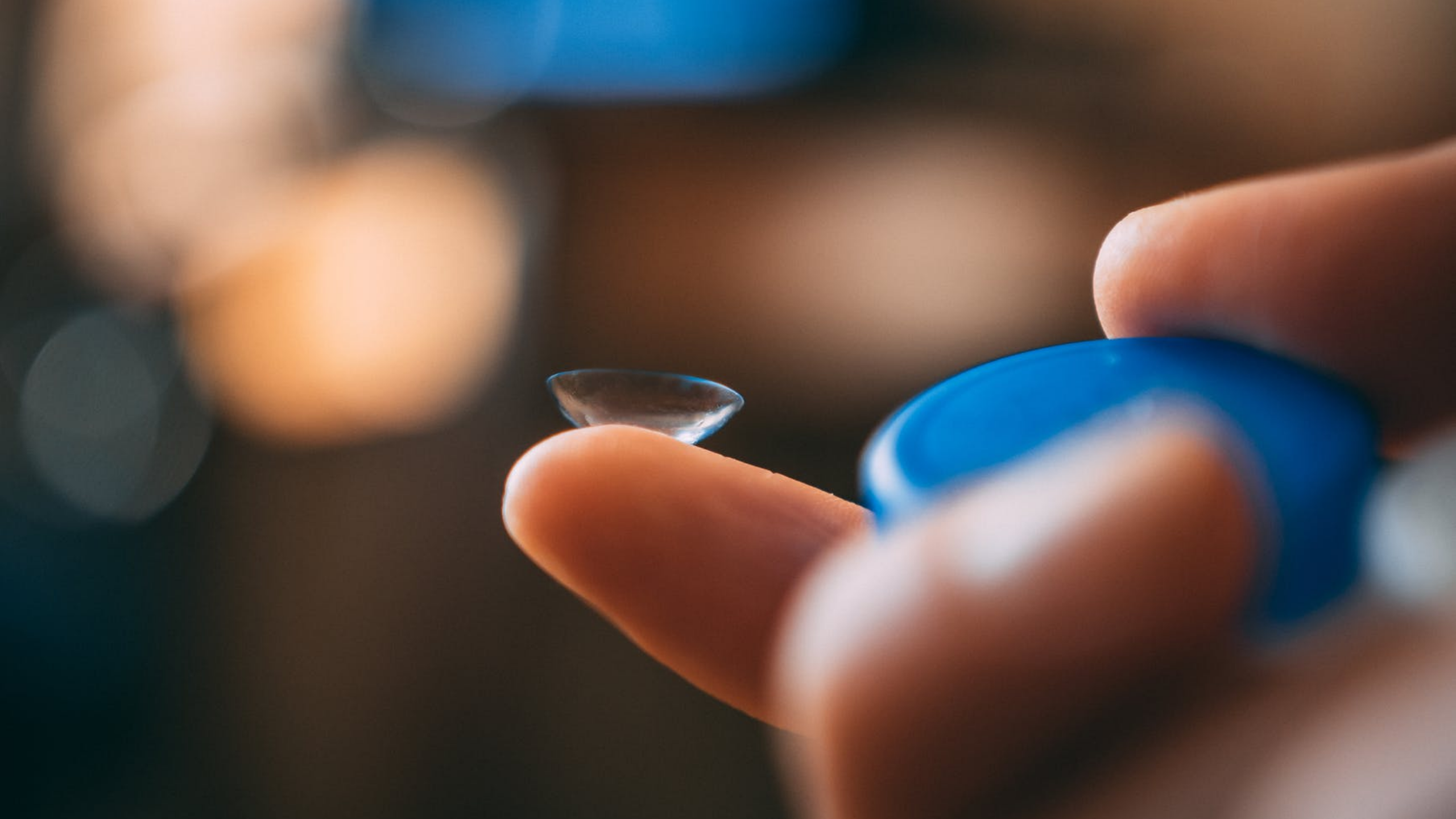 8 Things You Should Know About Bifocal And Multifocal Contact Lenses 8 Things You Should Know About Bifocal And Multifocal Contact Lenses