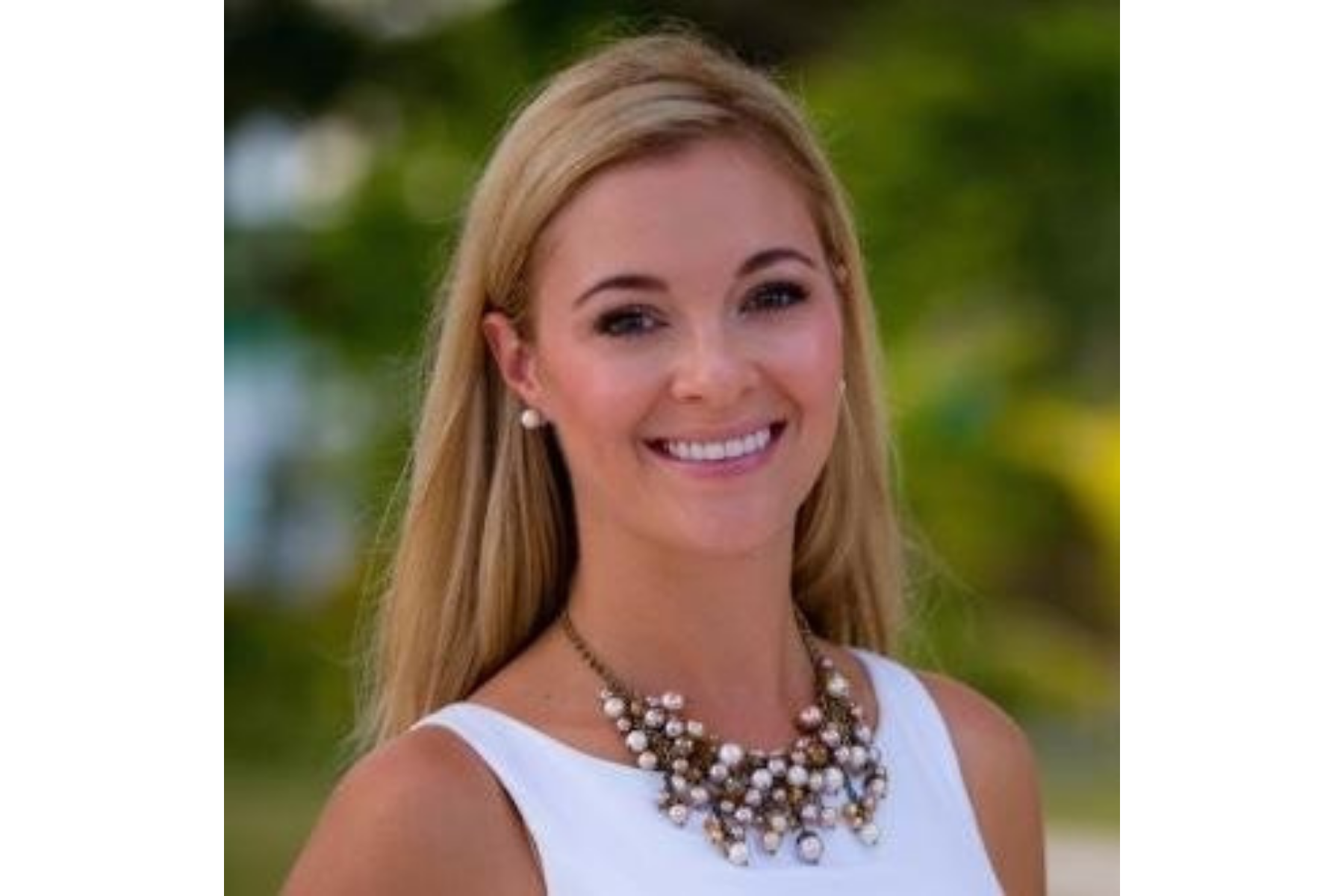 Jasmine Hartin, Partner of Billionaire's Son, Charged After Officer ...