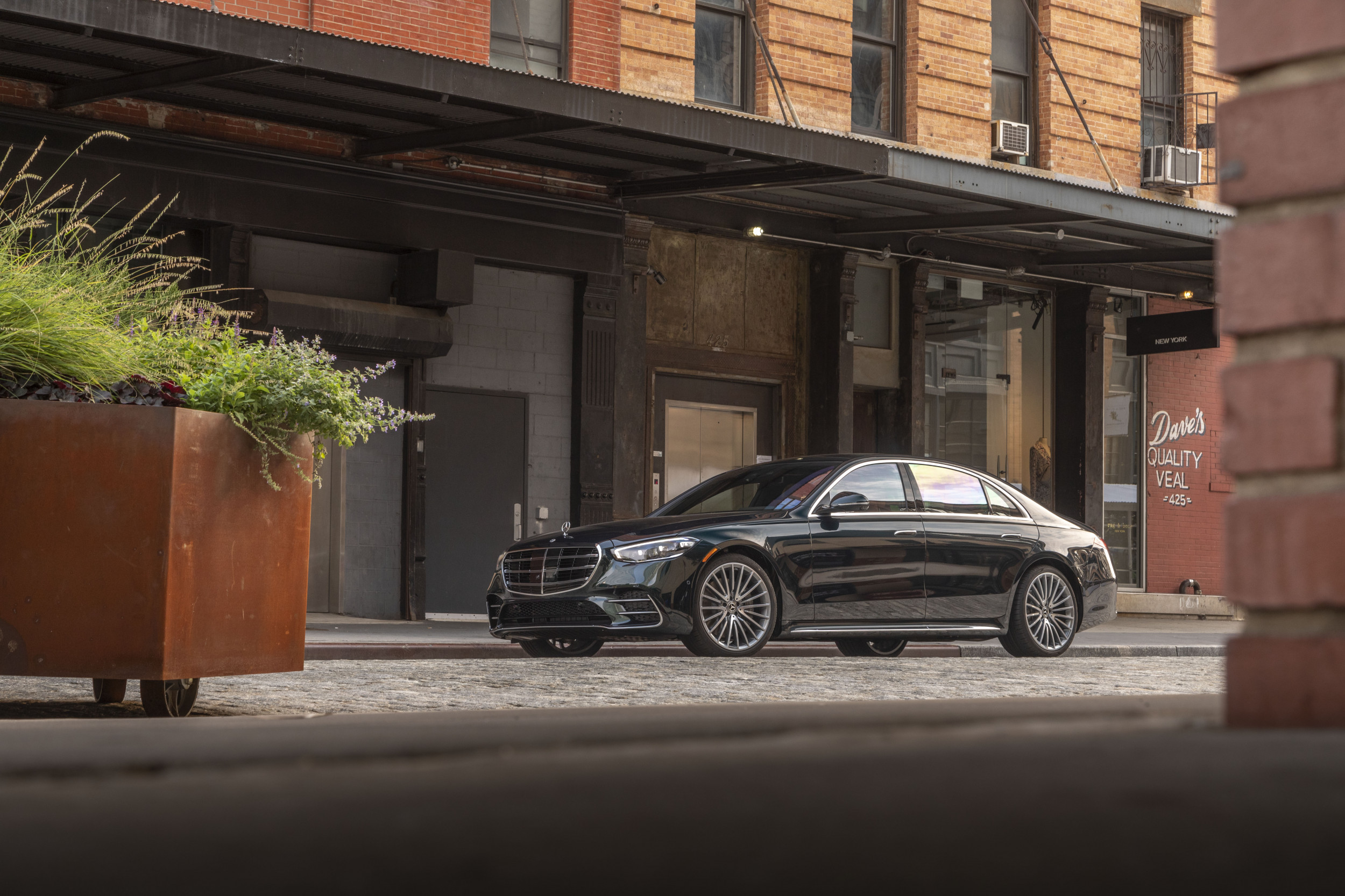 Best Large Car - Newsweek Rankings