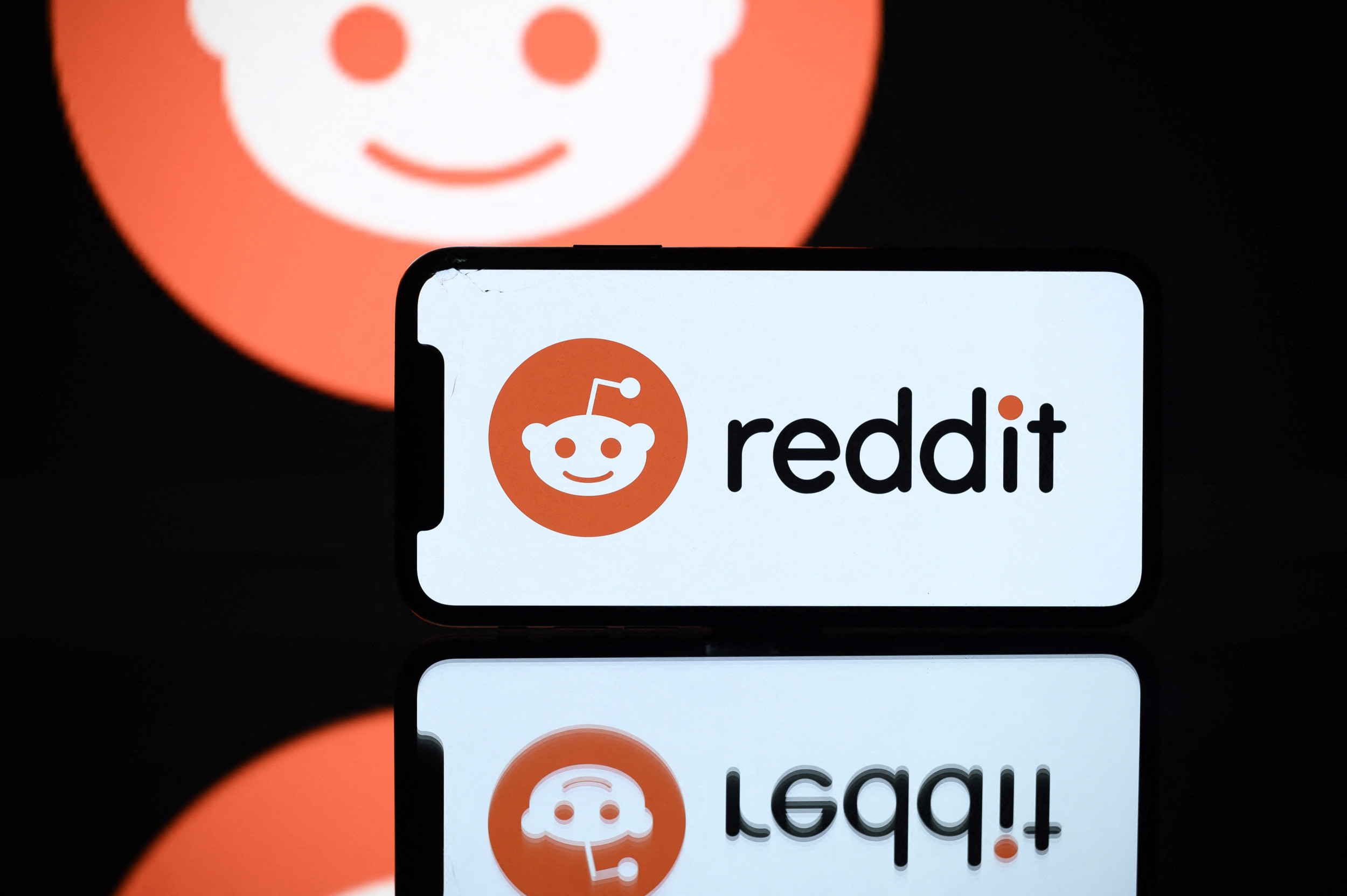 Reddit Launches Its Own Version of Spotify Wrapped With Personalized ...