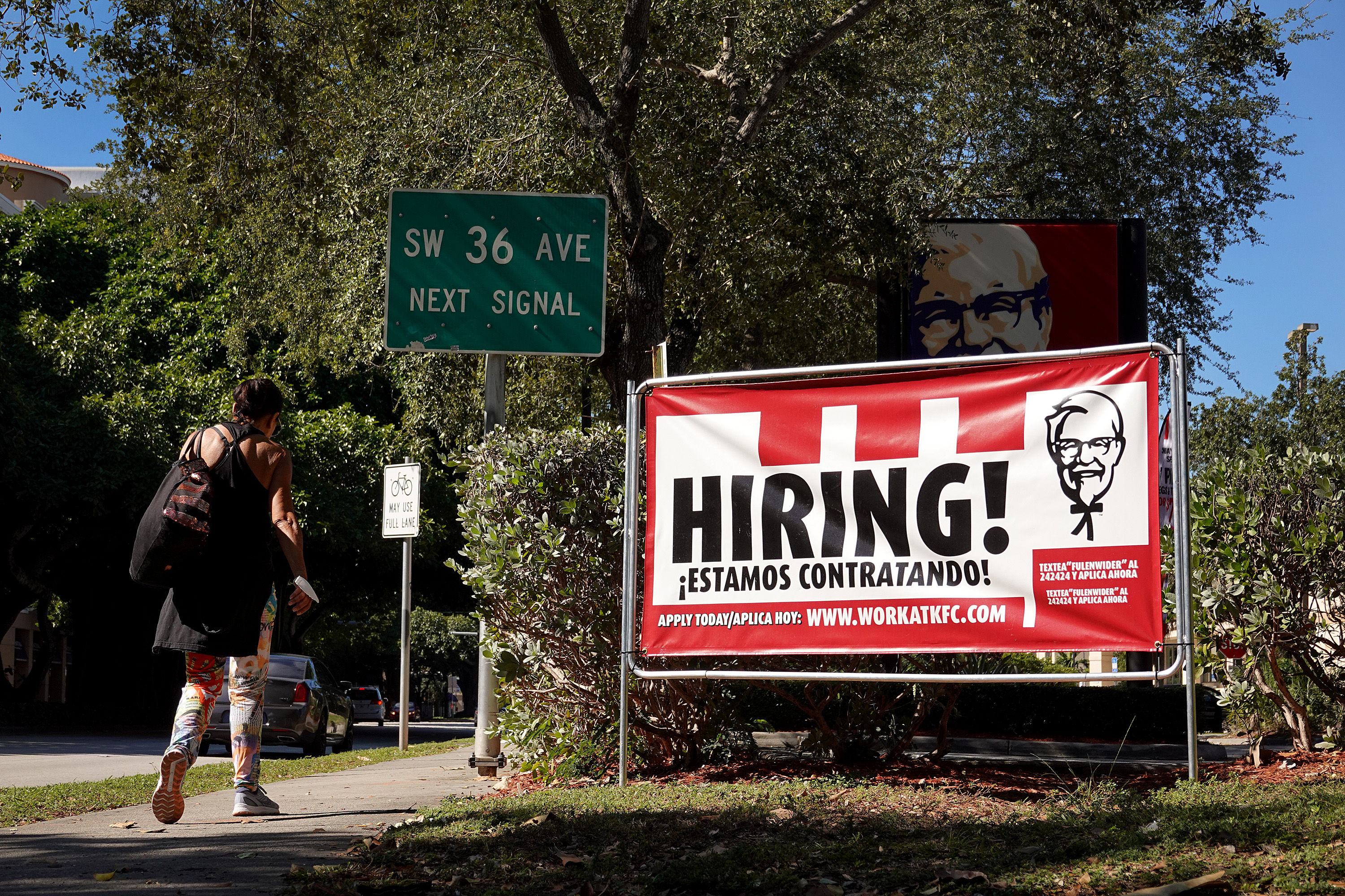 Viral TikTok Slams KFC For Touting 11 Per Hour Supervisor Job Barely Viral TikTok Slams KFC For Touting 11 Per Hour Supervisor Job Barely