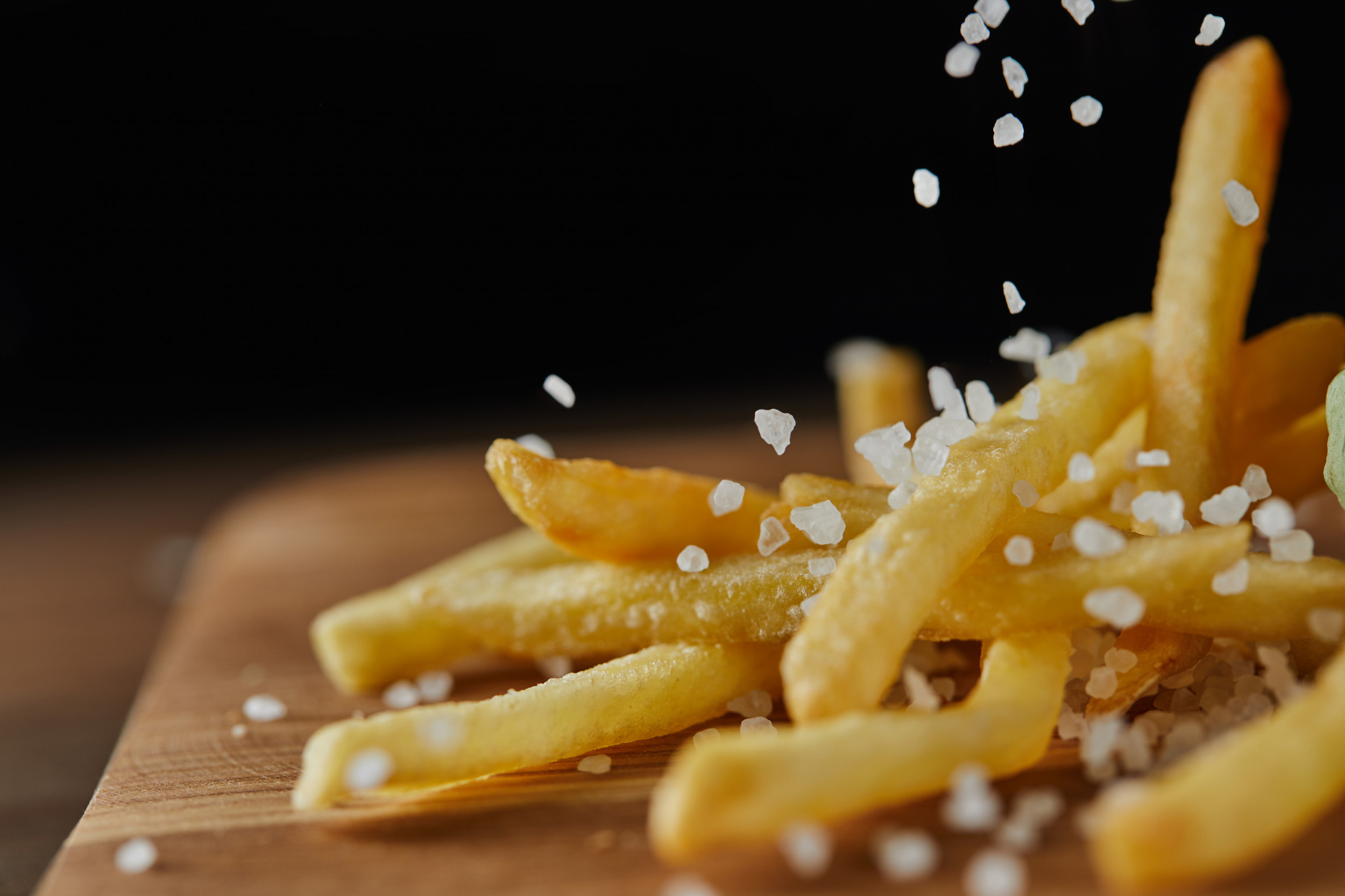 McDonald's Worker Reveals What She Does When Customers Want Unsalted ...