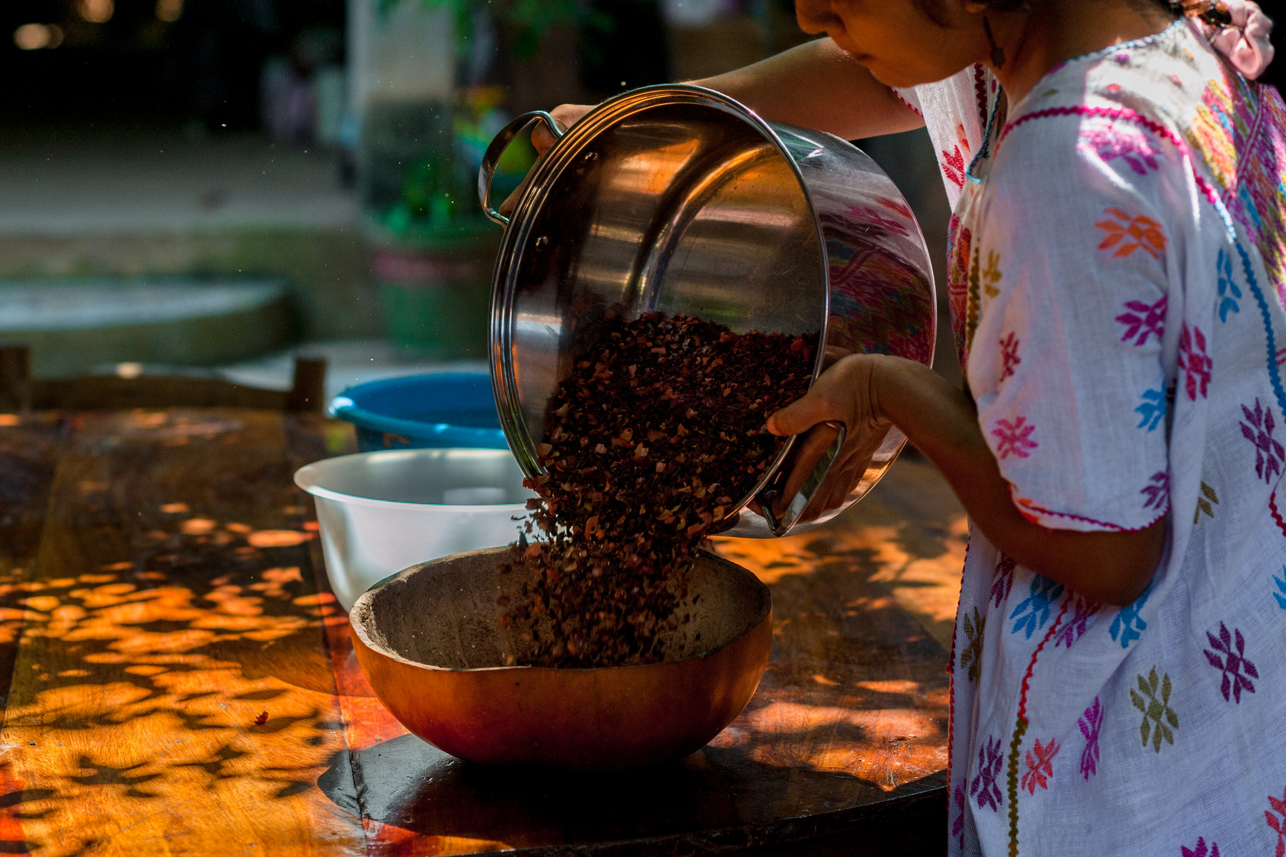Woman Shares How to Make Real Homemade Chocolate With 'Rotten' Cacao ...