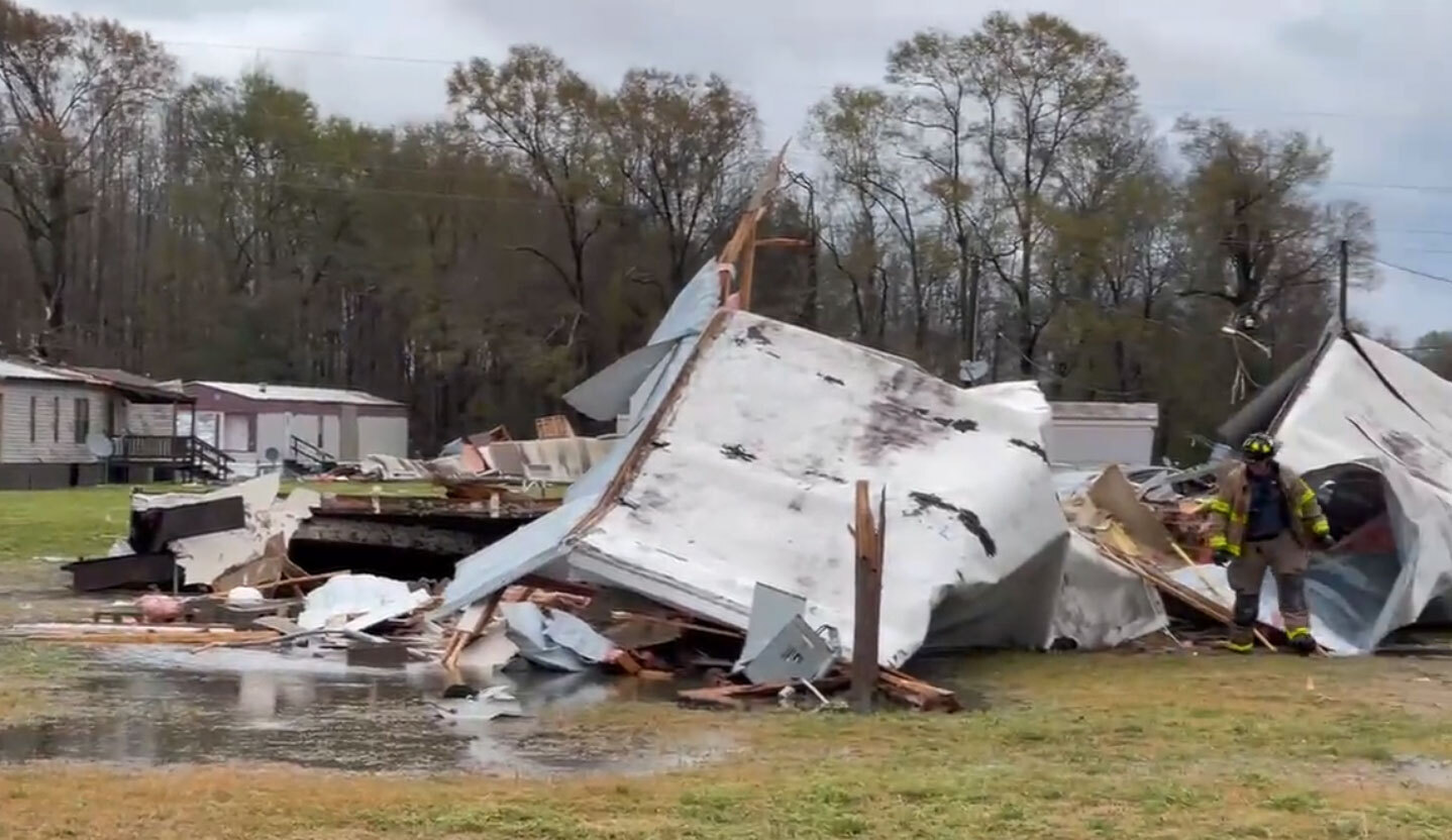 Alabama Man Wakes Up in Woods After High Winds Hit Mobile Home Park ...