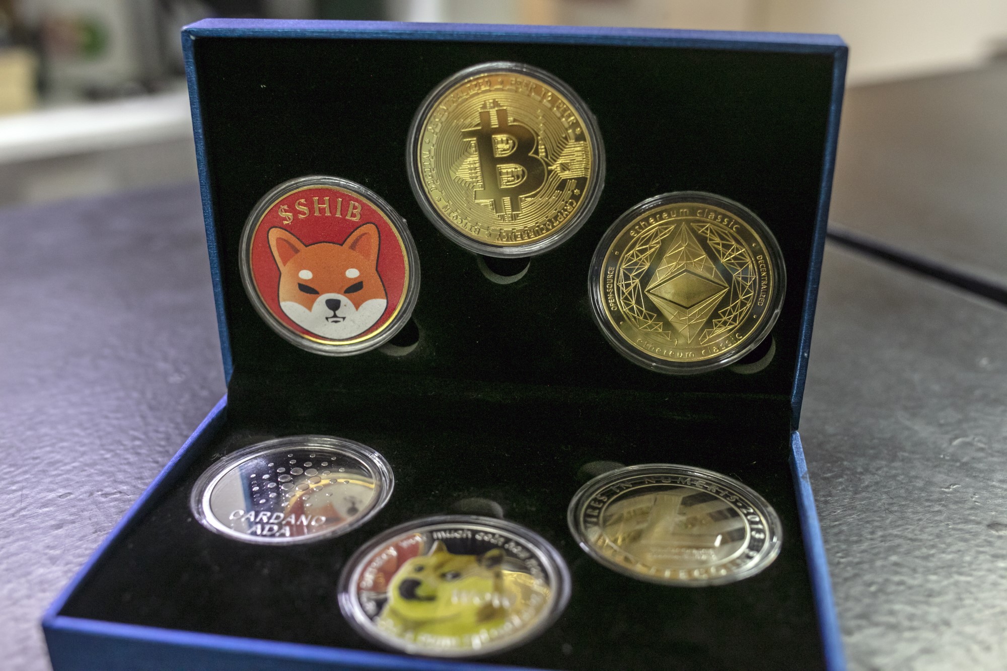 Cryptocurrency News Today Bitcoin Gains 10 000 In Two Weeks Newsweek