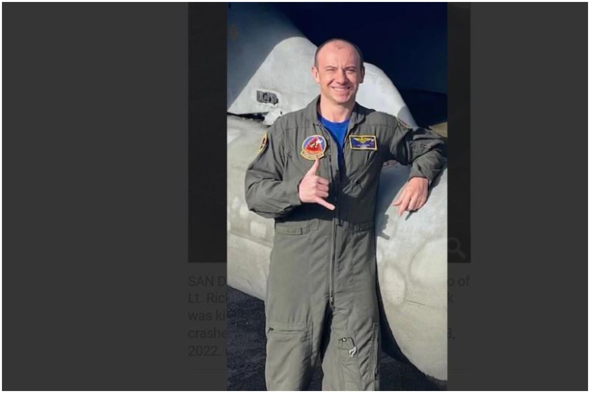 U S Navy Names Pilot Killed In F A 18e Super Hornet Jet Crash Newsweek
