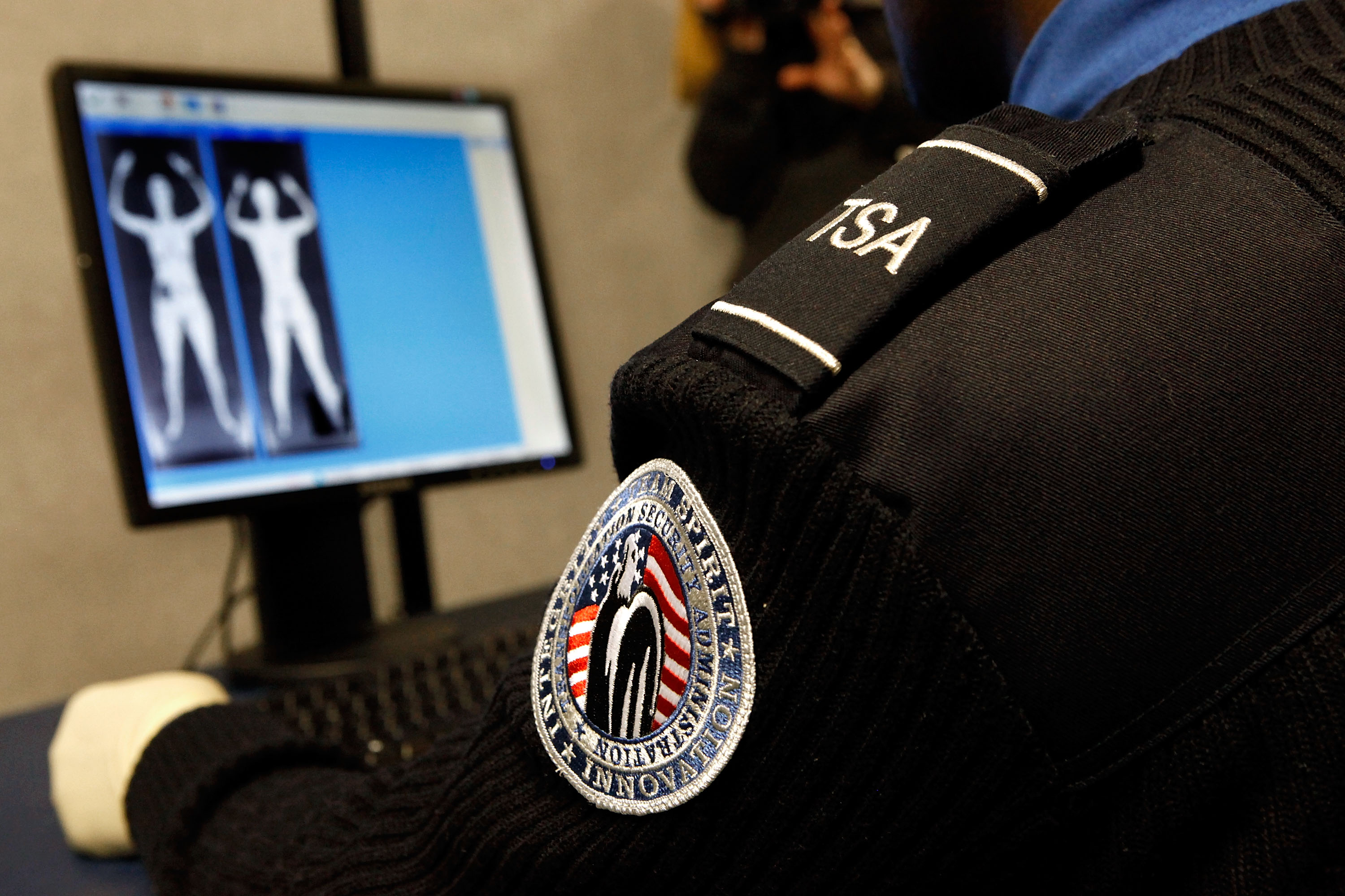 'Breaking Our Legs': TSA Faces Outcry for Allegedly 'Snapping' Woman's ...
