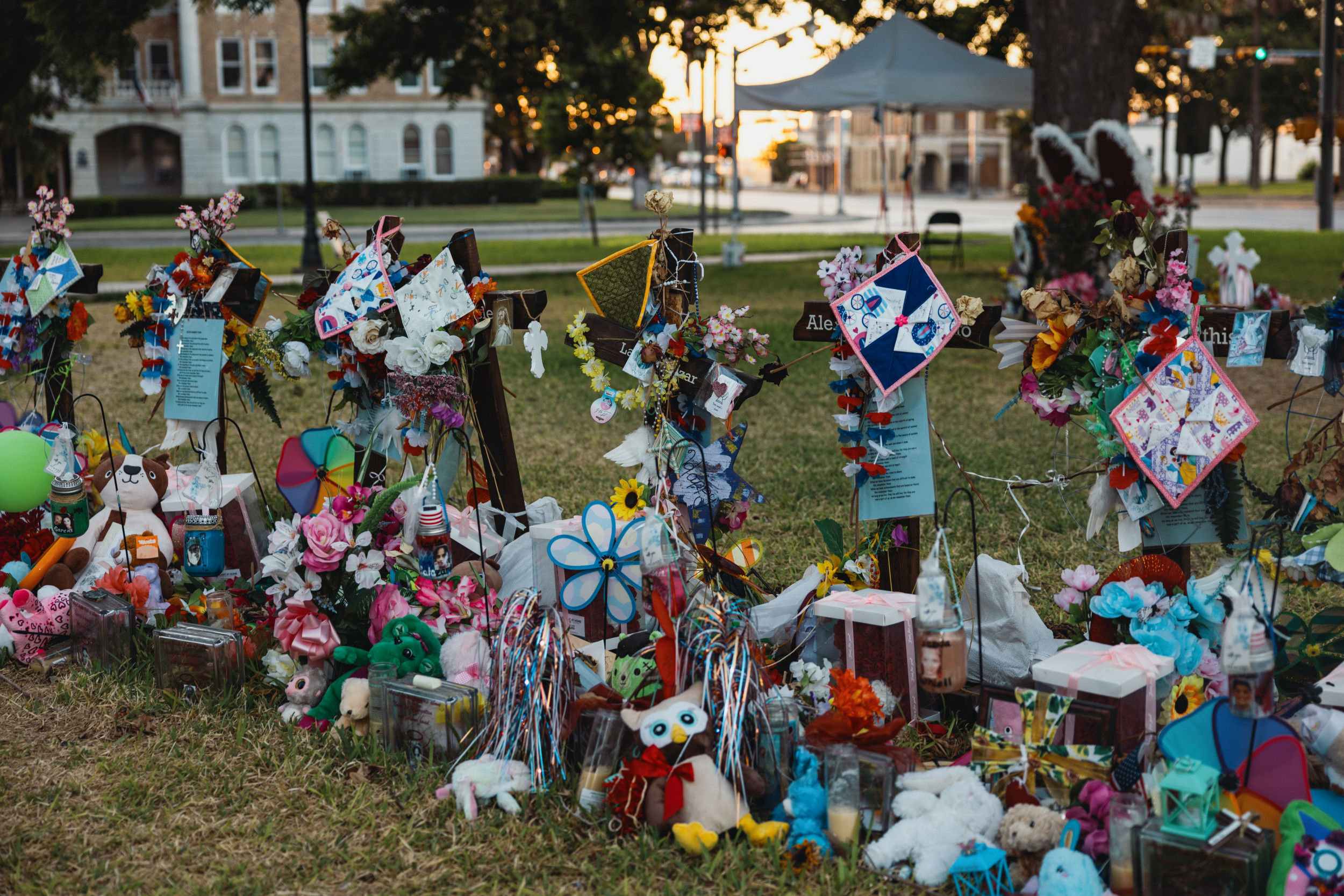 Fact Check: Was Uvalde Victim's Parent Imprisoned for Assaulting ... Fact Check: Was Uvalde Victim's Parent Imprisoned for Assaulting ...