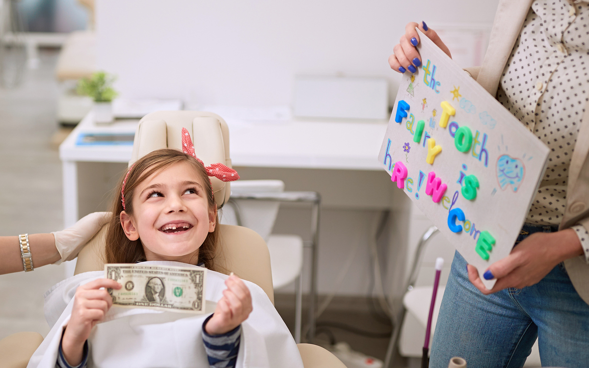 Girl's Demanding Note to Tooth Fairy Stuns Internet: 'Inflation Be ...