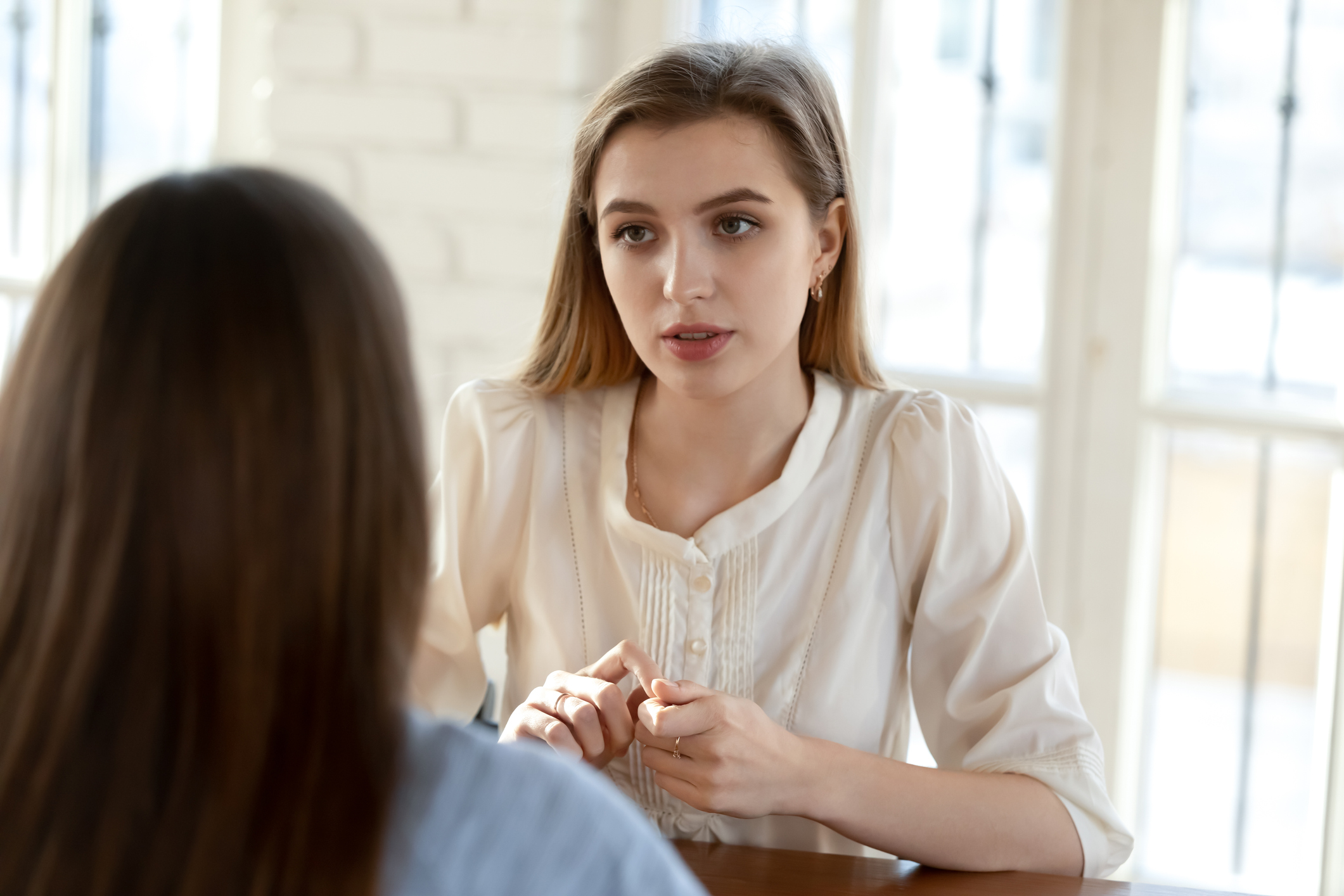 Debate as Recruiter Rejects Stay-At-Home Mom Due to 10-Year Job Gap in CV - Newsweek