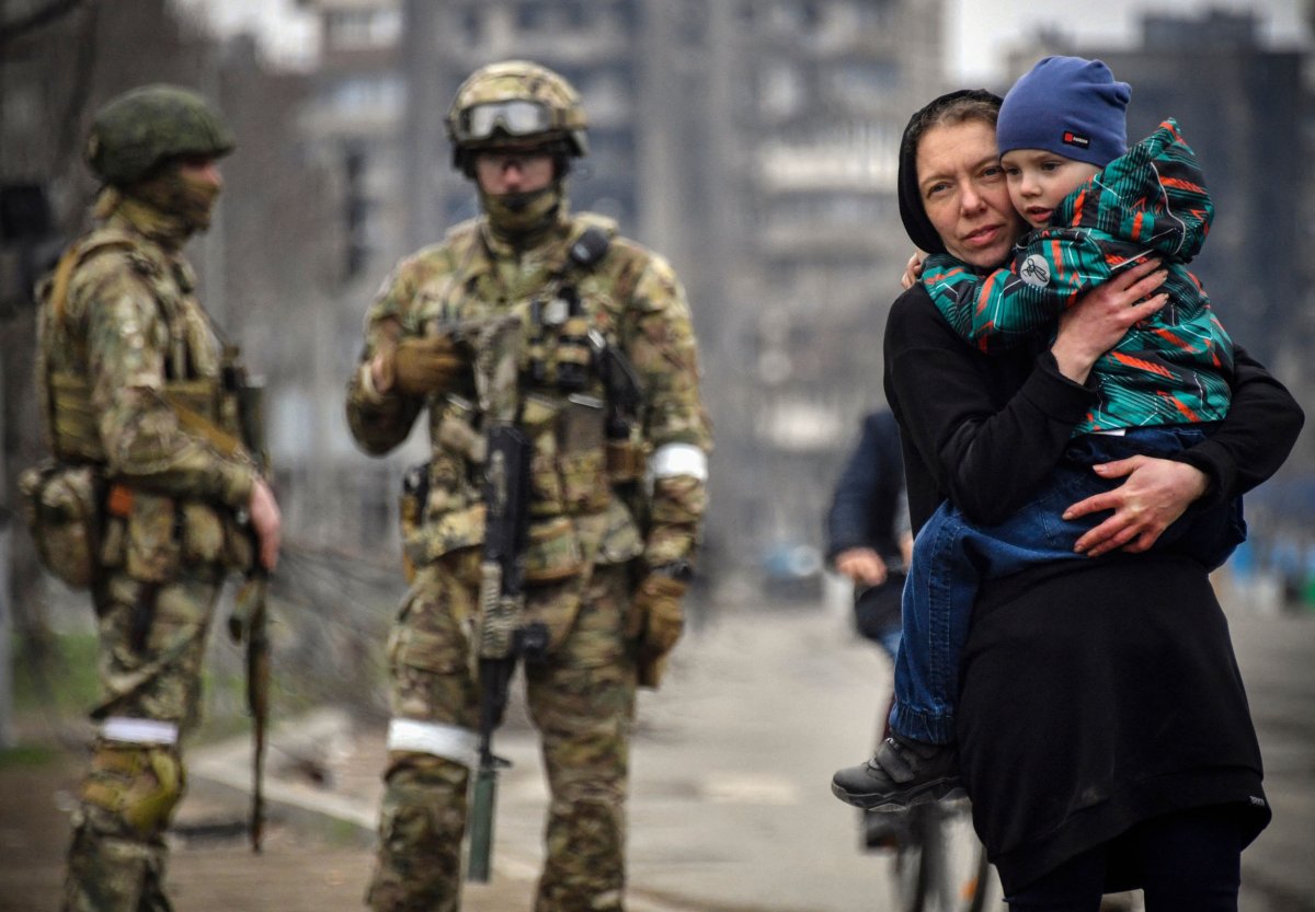 Russia Could Start Conscripting Women To Join Ukraine War Newsweek
