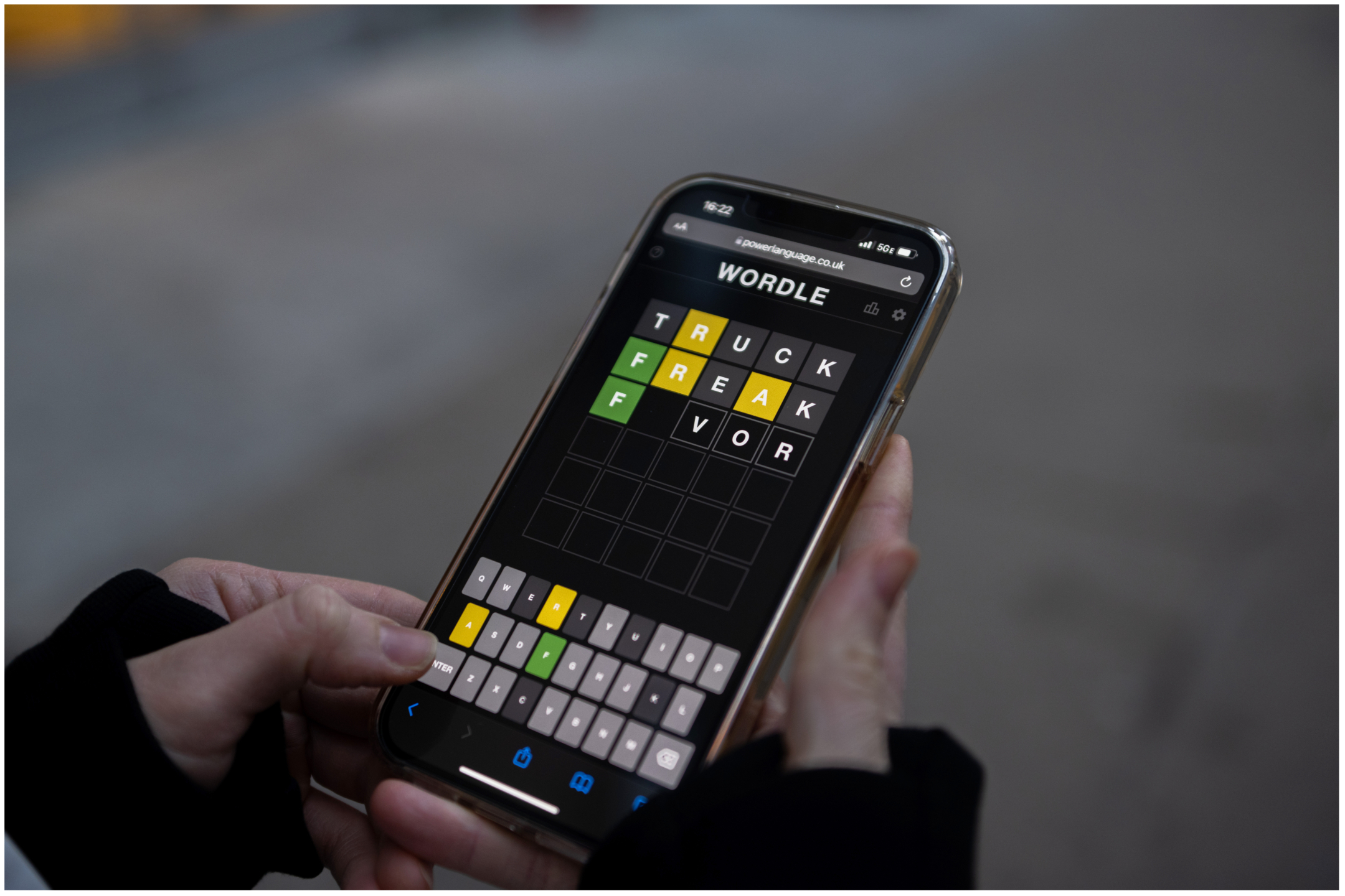 Today's Wordle #498 Answer, Clues and Hints for Sunday, October 30 ...