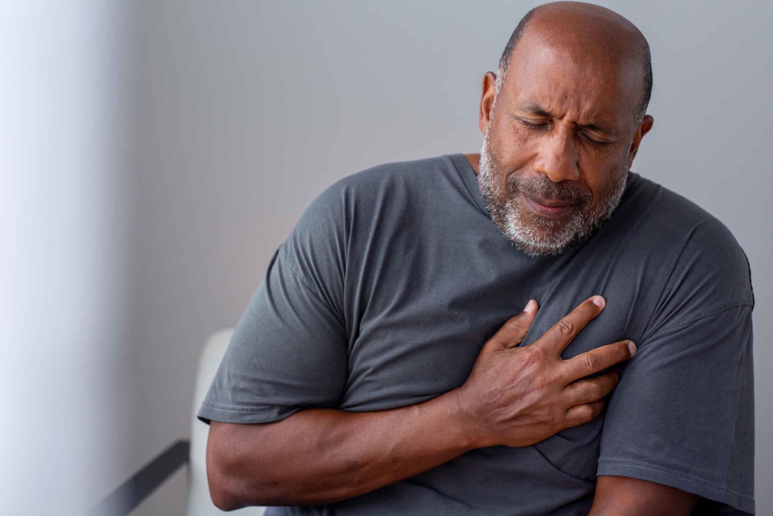 Coworkers Help Cardiac Victim Avoid Wife s Wrath 10 000 Steps Or Else 