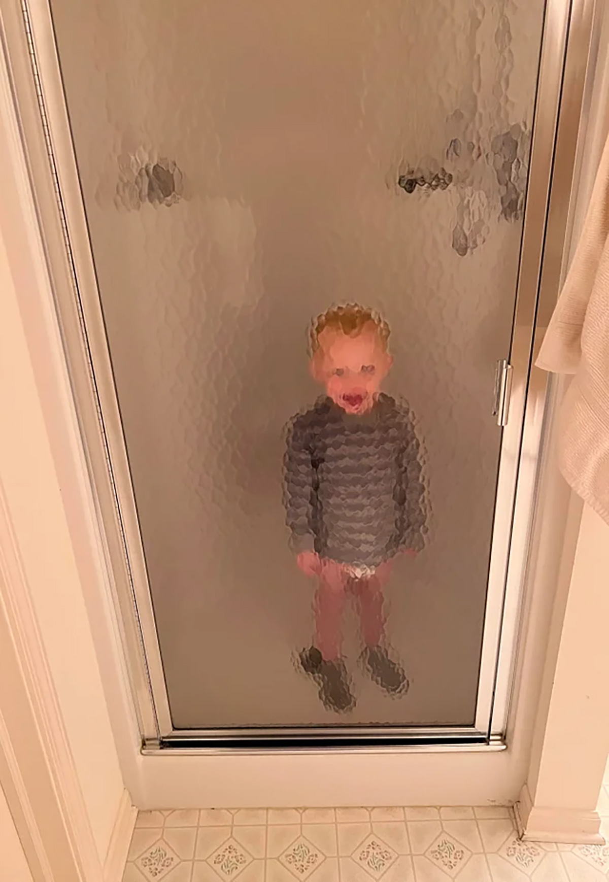 Toddler's Adorable Failed Attempt To 'Hide and Seek' Delights Internet ...