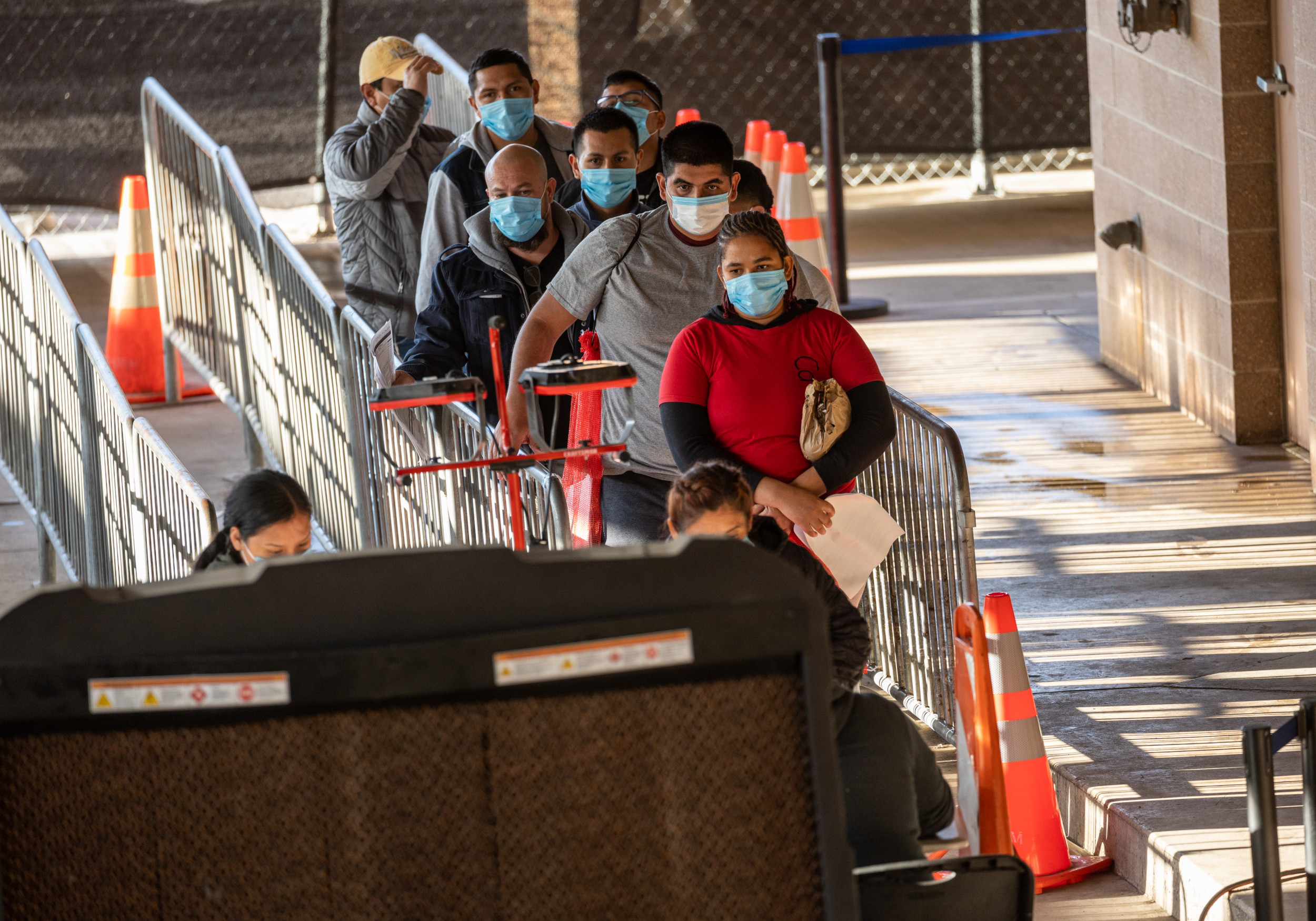 Texas Border Crossings Could Go Into Overdrive as Abbott Faces Pressure ...