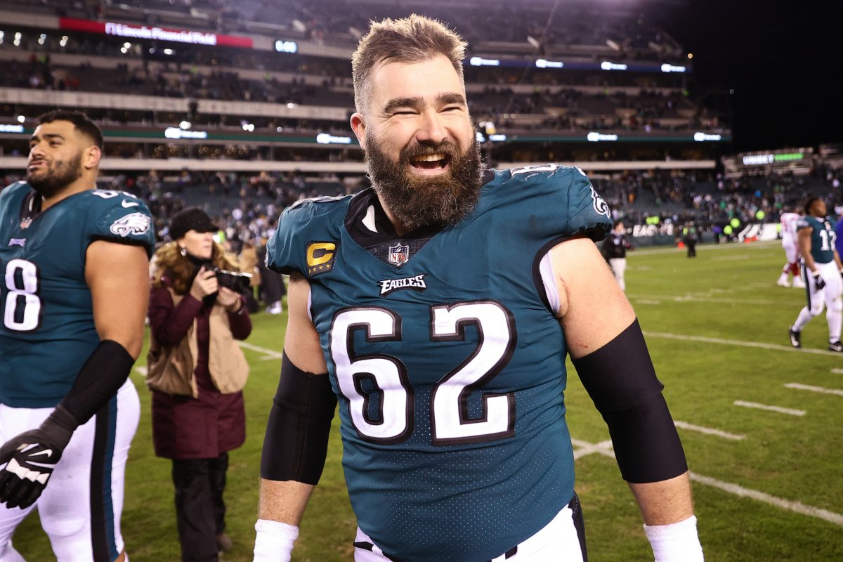 Jason Kelce's Daughter Chanting 'Eagles Yay!' After Win Goes Viral ... Jason Kelce's Daughter Chanting 'Eagles Yay!' After Win Goes Viral ...