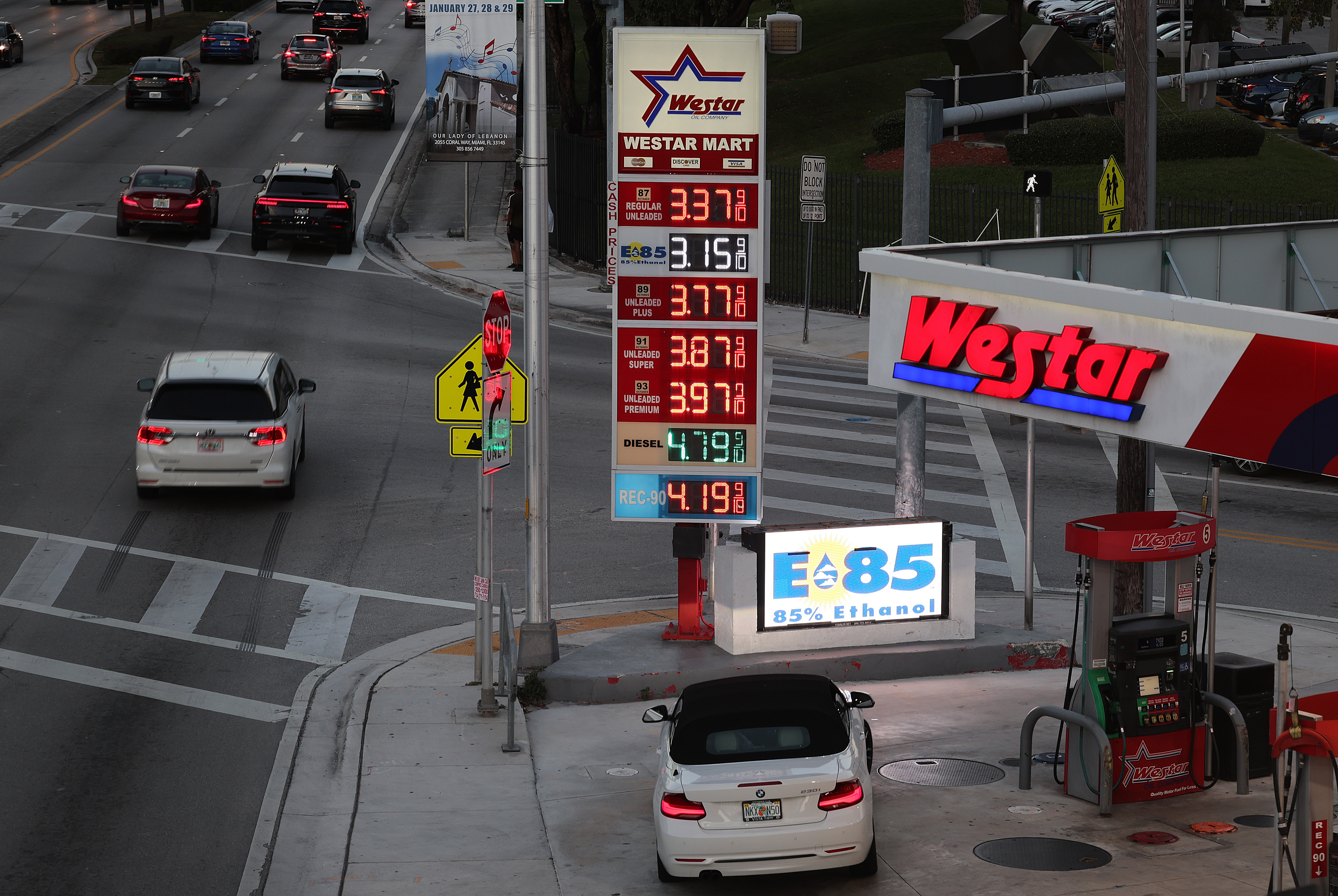 Gas Prices To Creep Up In Spring Experts Say Newsweek