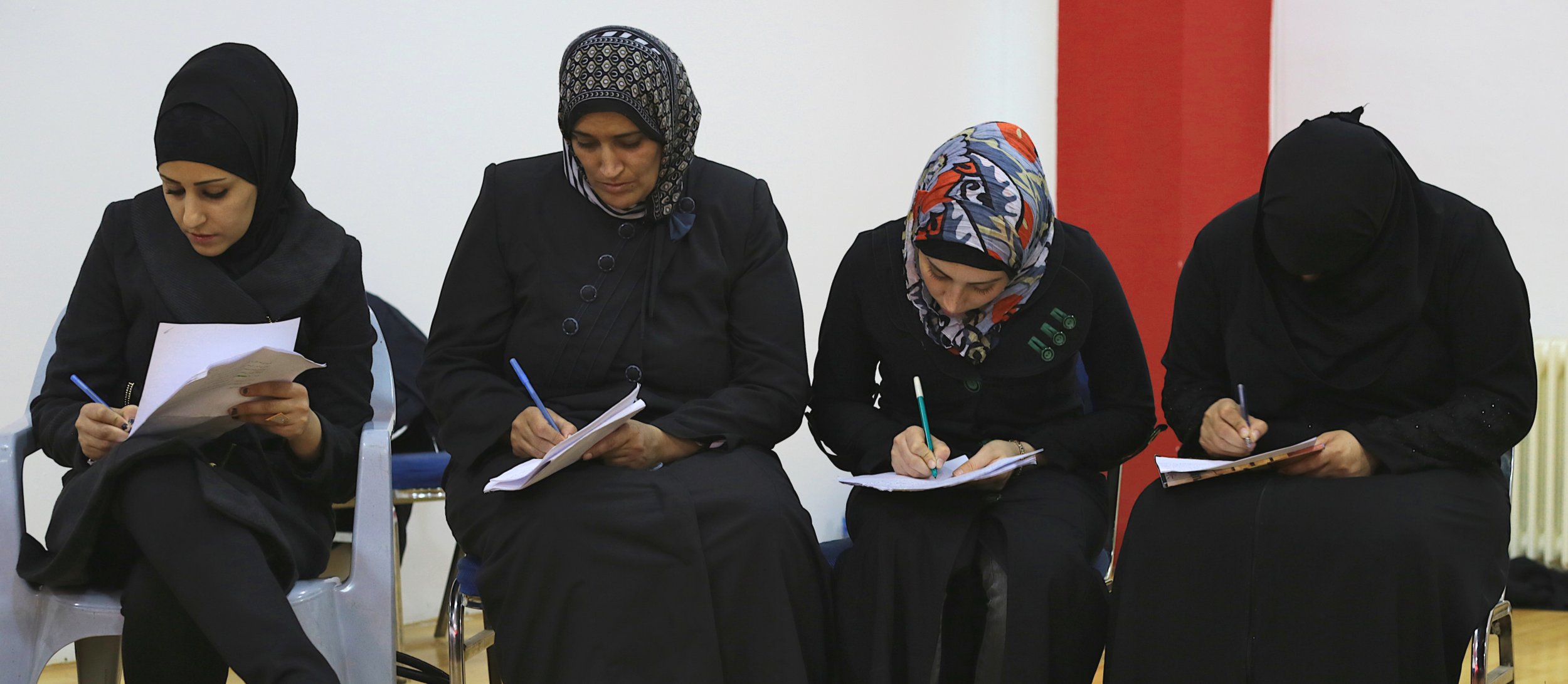 True-Life Drama: The Women of Syria Play the Women of Troy - Newsweek