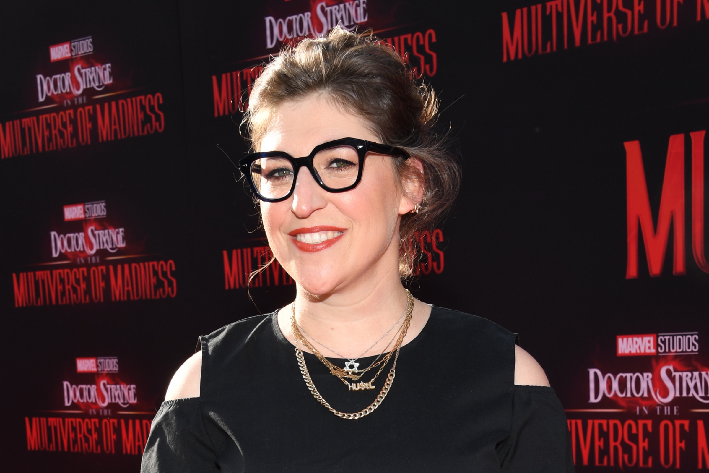 Mayim Bialik s Distracting Pauses On Jeopardy Slammed