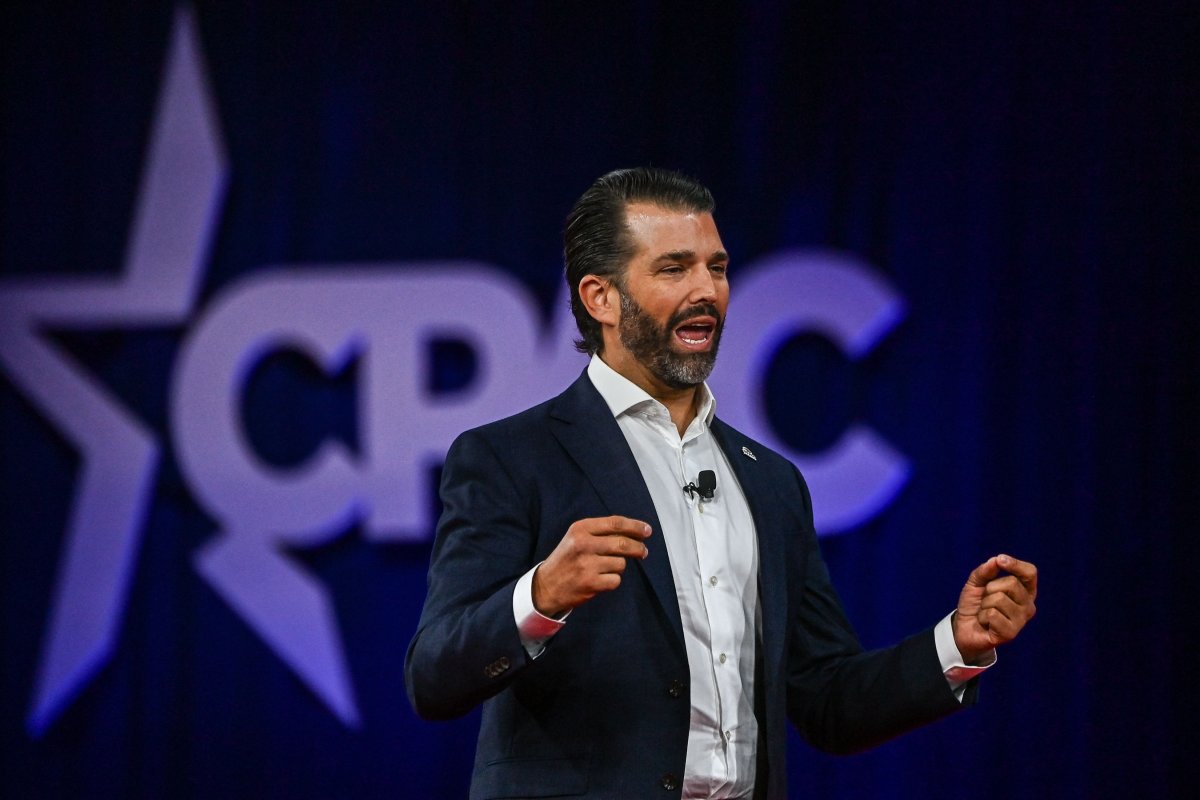 Donald Trump Jr S Emails Revealed As Presidents Son Accused Of Racism