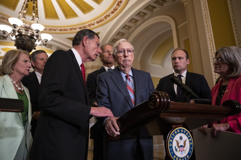 Mitch McConnell Faces Resign Calls Over Freeze: 'Cognitive Malfunction' Mitch McConnell Faces Resign Calls Over Freeze: 'Cognitive Malfunction'