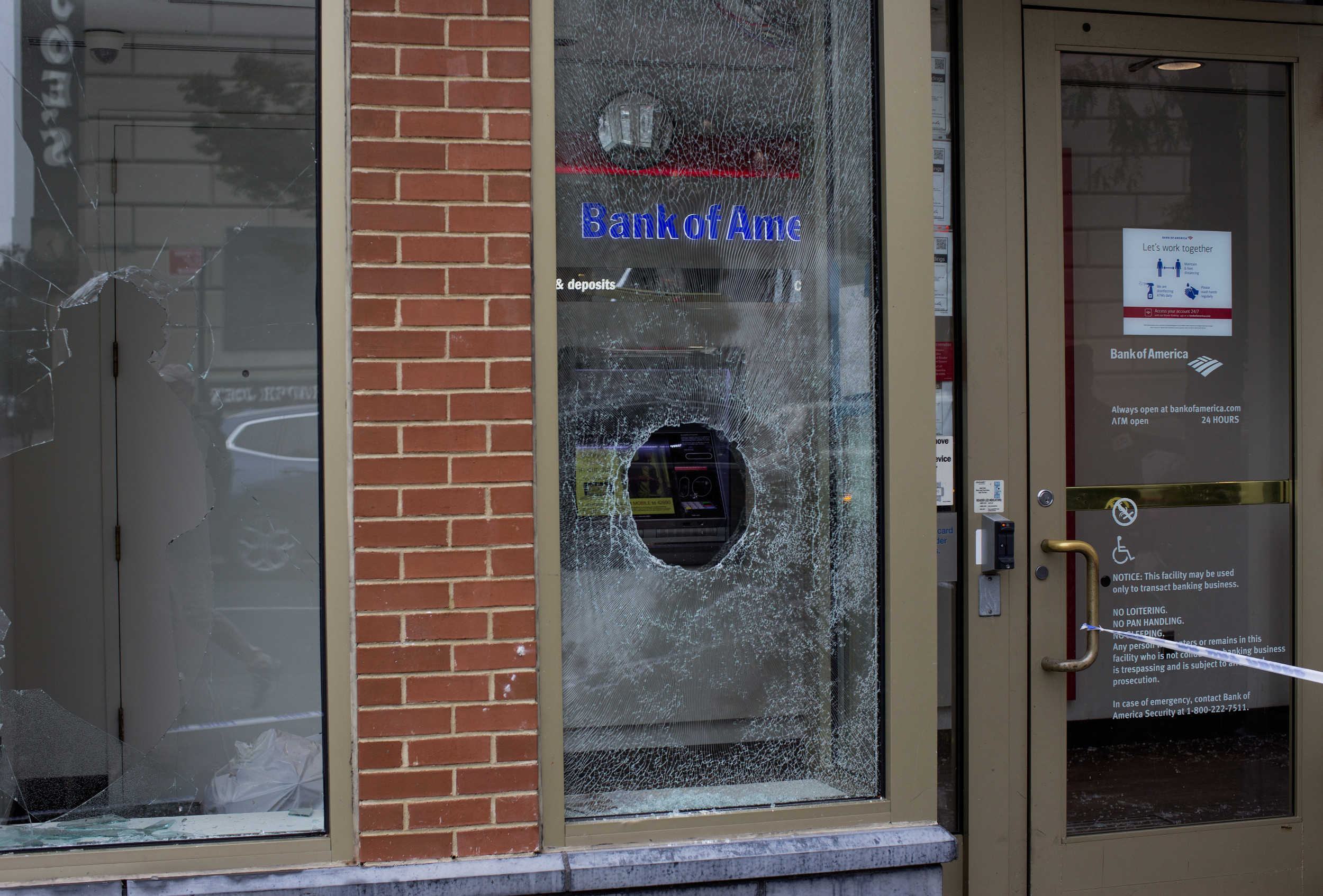 Broken Windows Policing Isn't a Complete Recipe for Cutting Crime ...