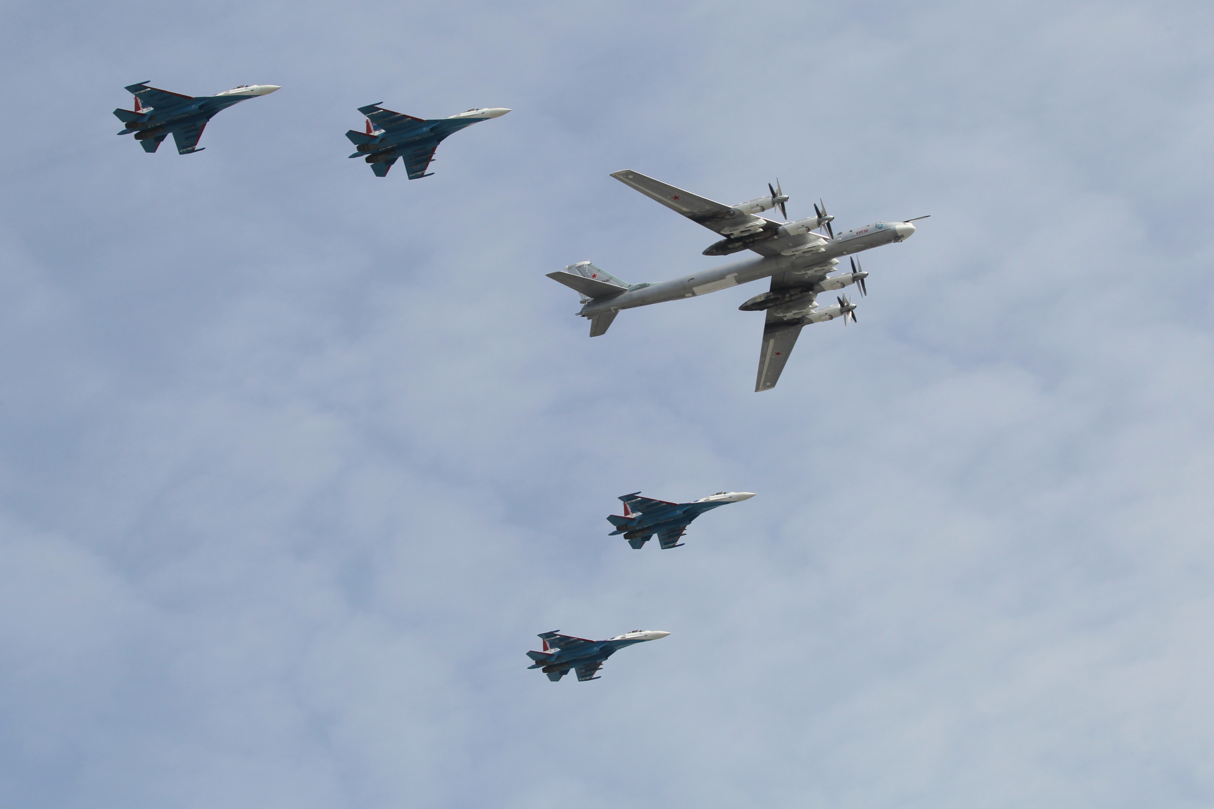 Russia Covers Tu-95 Strategic Bombers With Car Tires Amid Drone Attacks ...