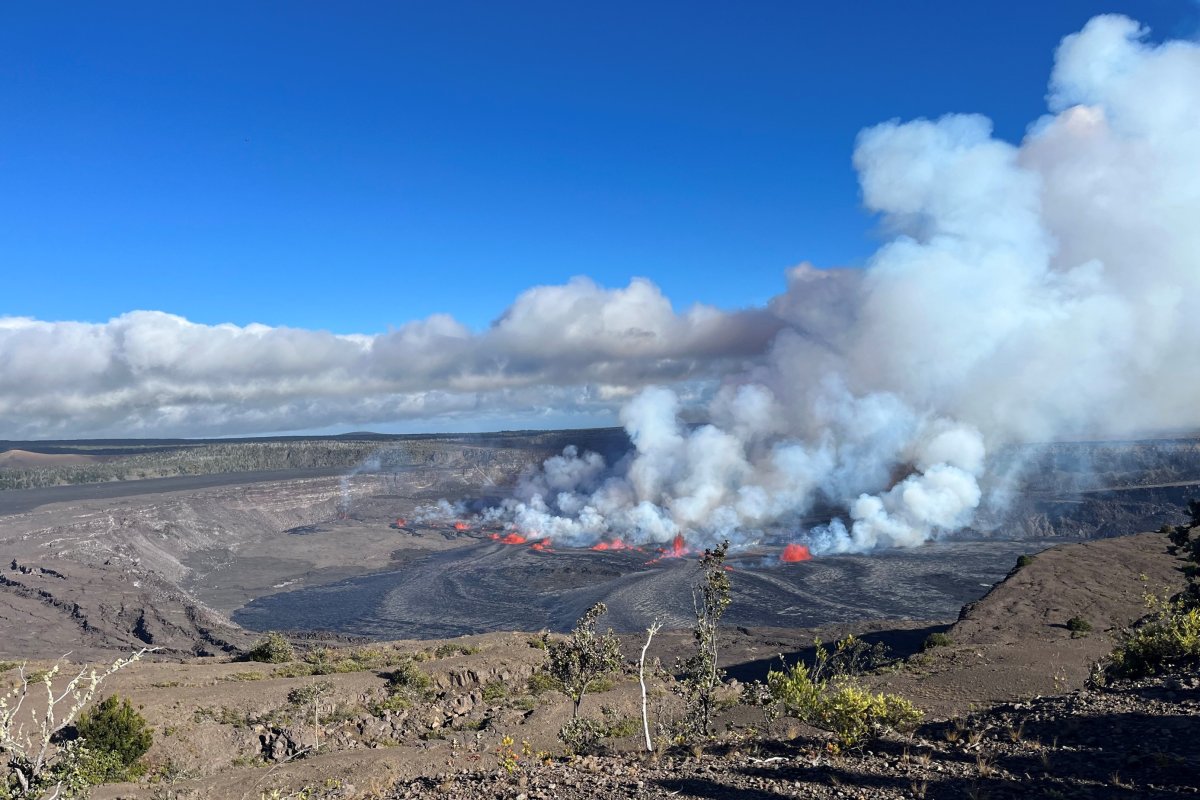 Hawaii Volcano Eruption 2024 Newsweek Fran Maggie