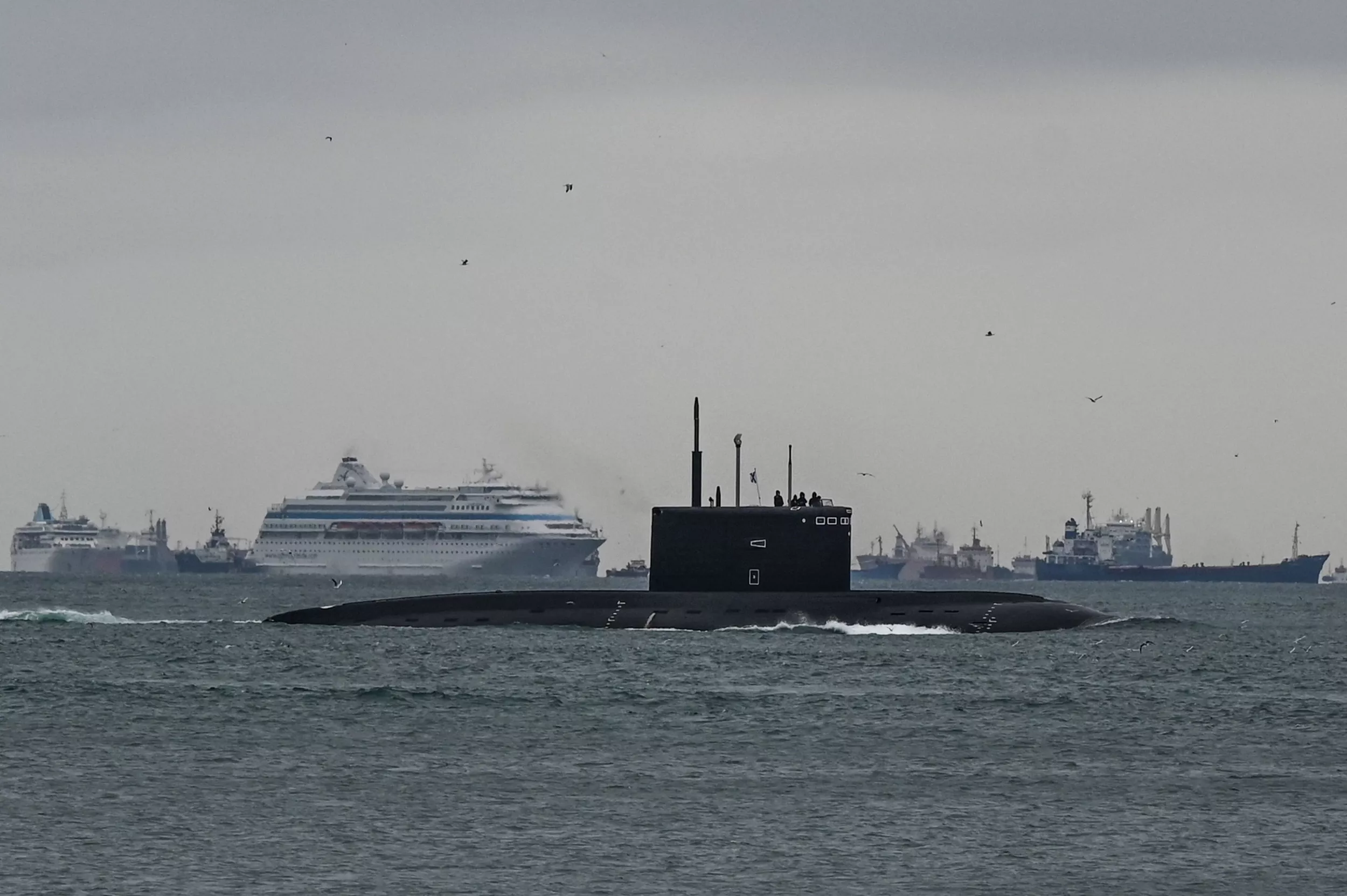 russian-rostov-don-submarine-bosphorus-strait.webp?w=1600&h=900&q=88&f ...