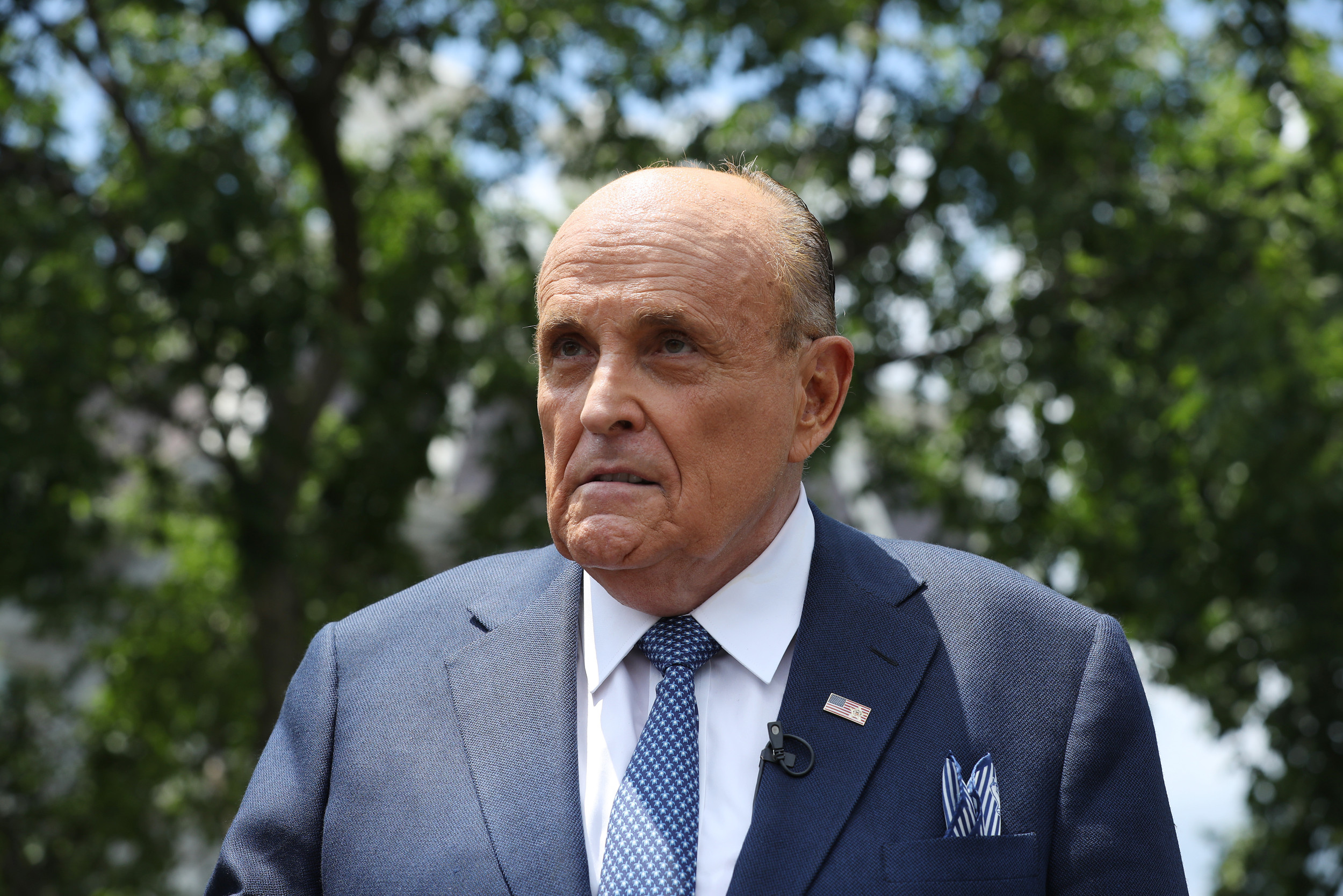 Rudy Giuliani Pledges Allegiance to Trump as Allies Take Deals - Newsweek