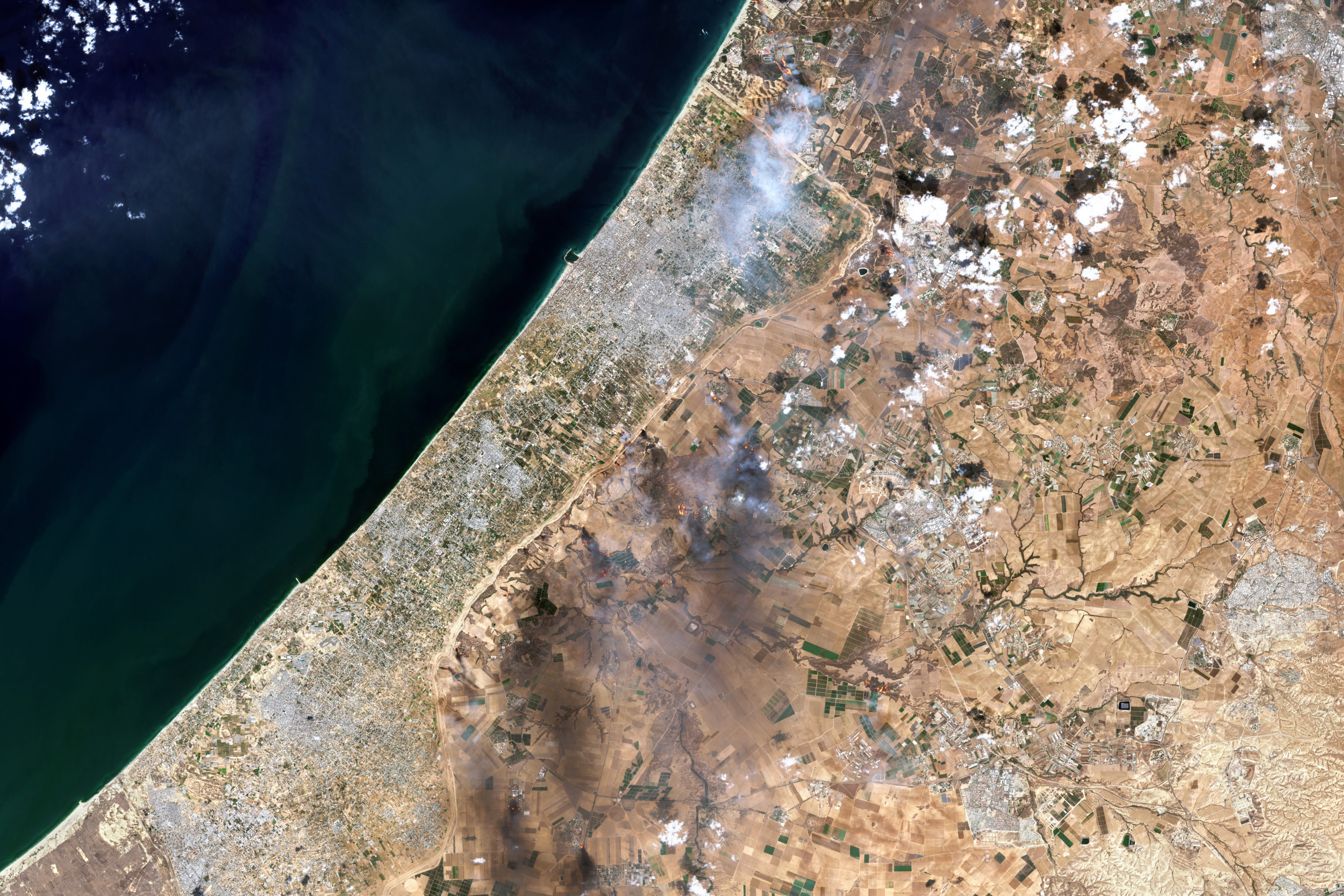 Israel's High-Tech Border Failure Could Happen in the U.S., Experts Say ...