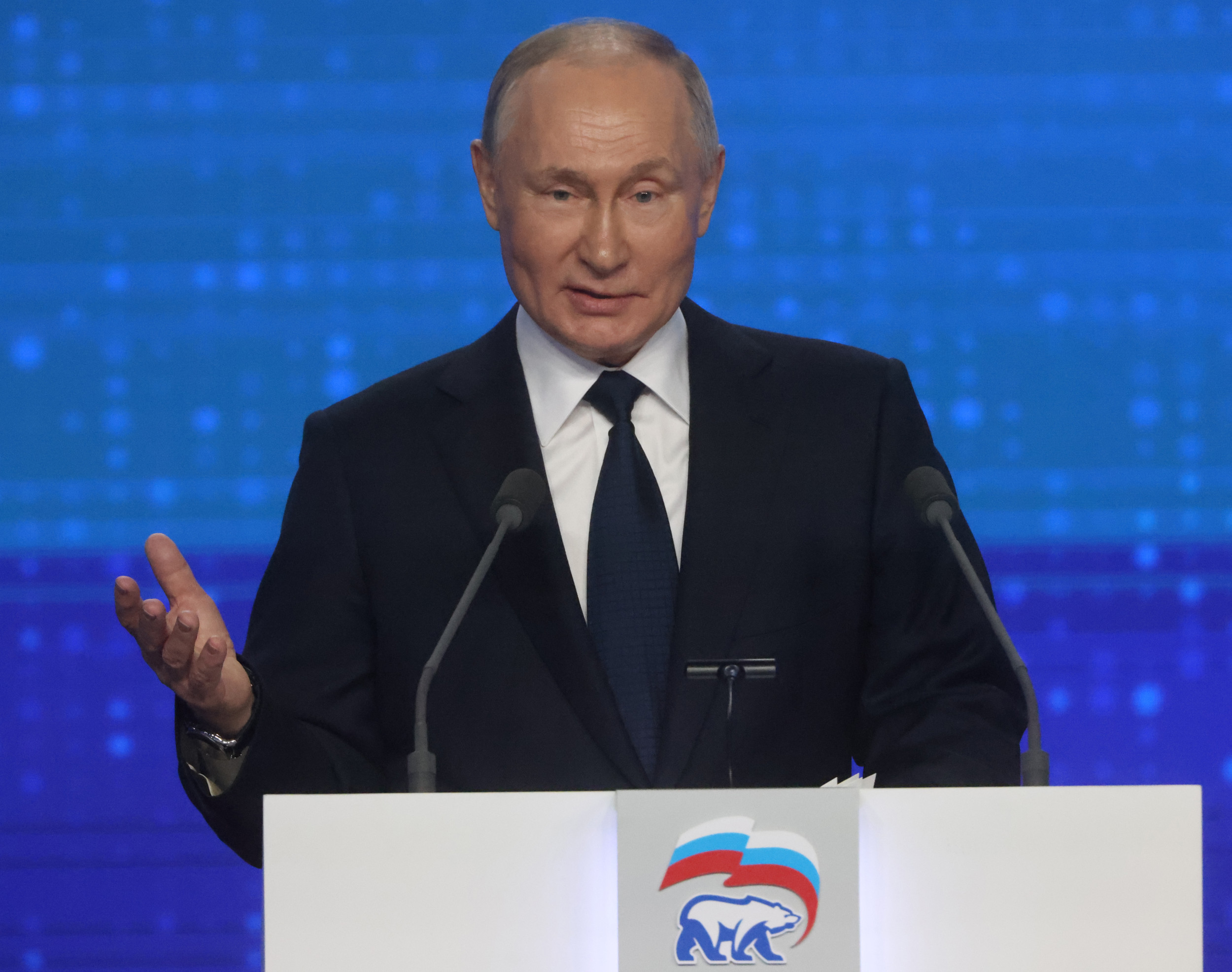 Putin's Party Is Creating Own Private Army: Kyiv - Newsweek