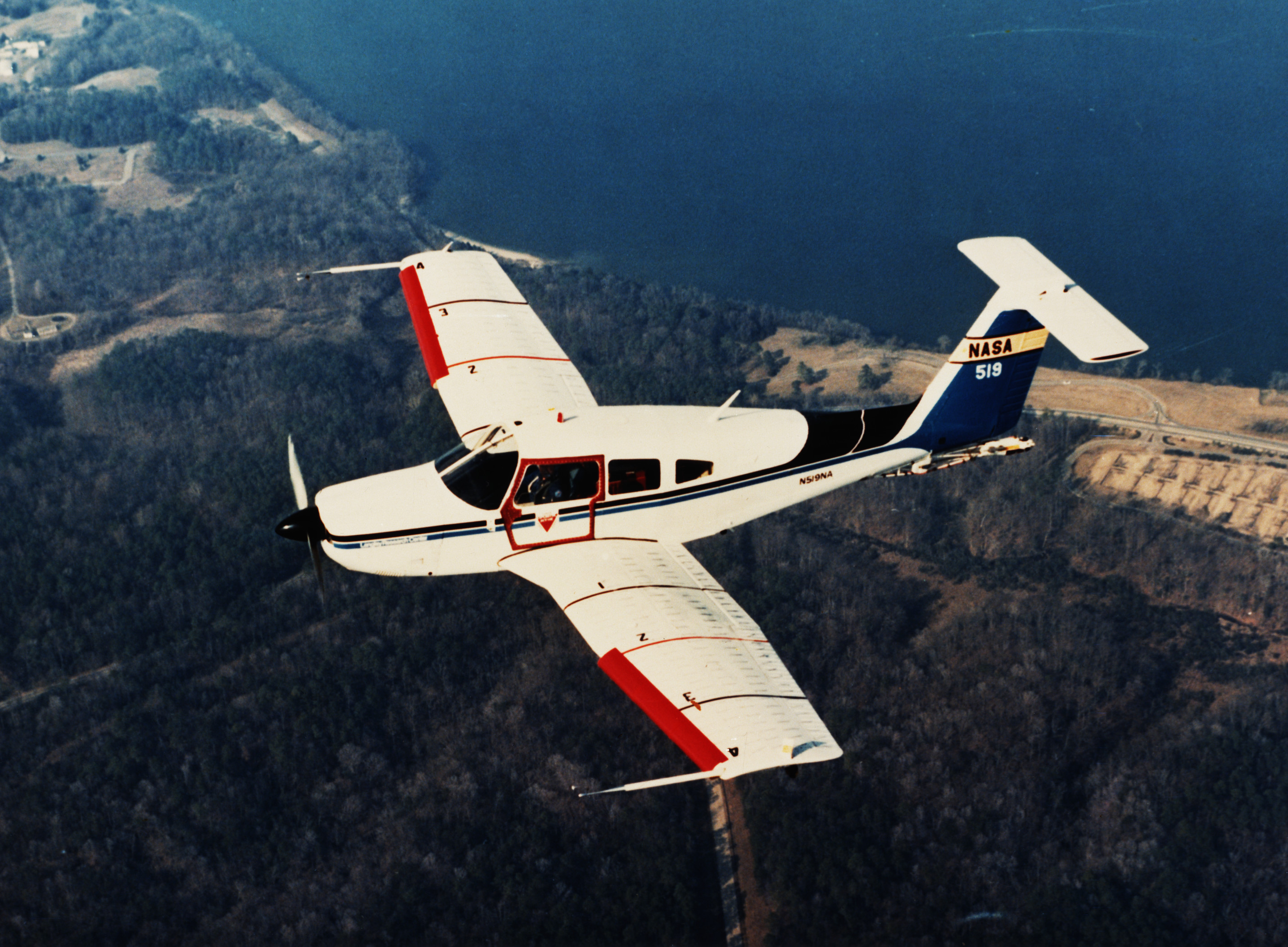 Pilot Reports Mysterious Triangle UFO Fly Past Him in Audio Recording - Newsweek