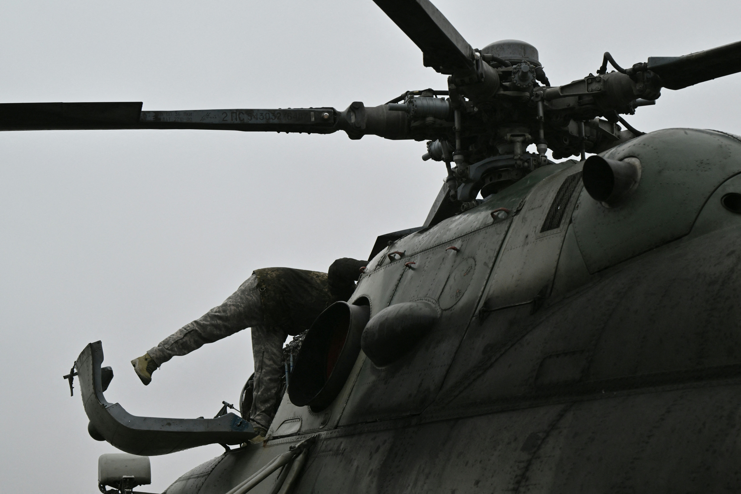 Russian Mi-8 Helicopter Lake Crash Triggers Underwater Search - Newsweek