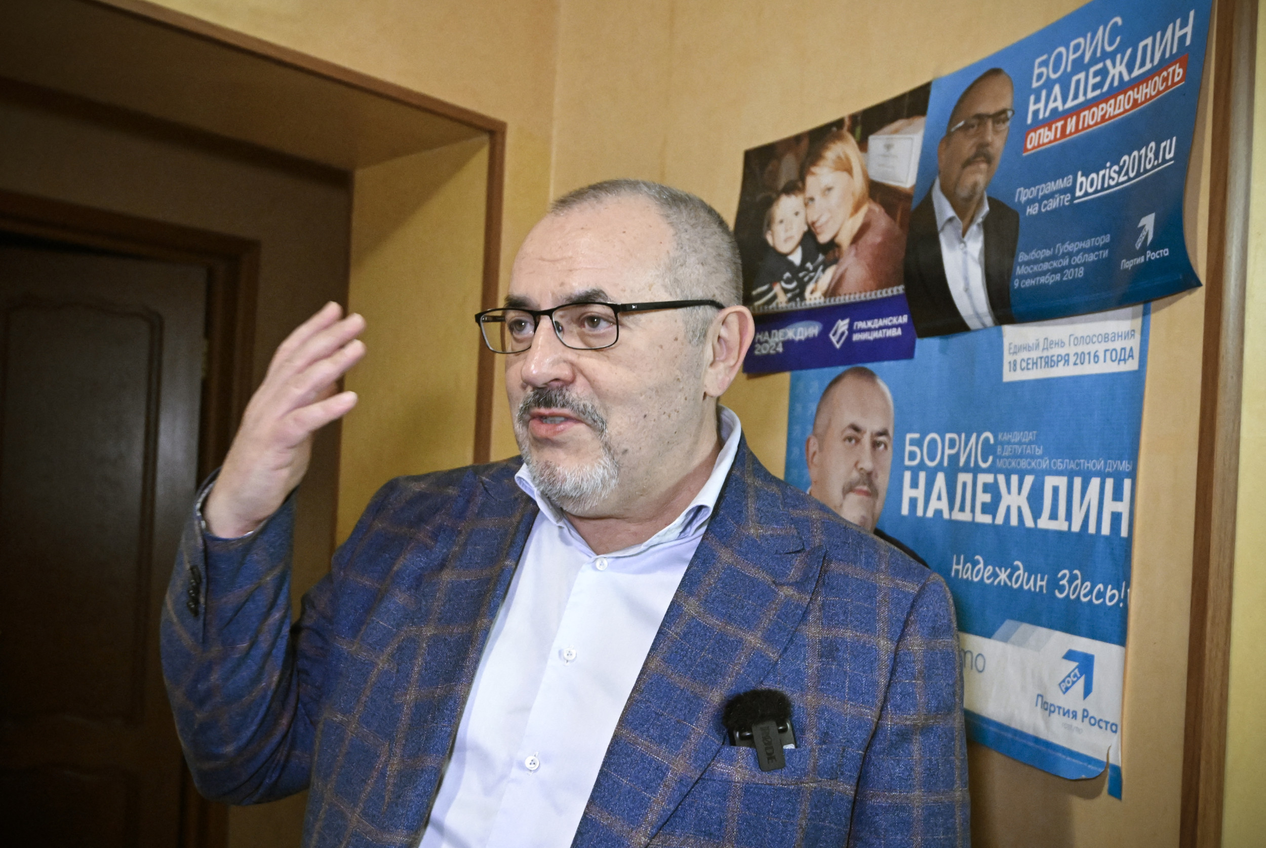 Where Putin's Pro-Peace Opponent Stands on Crimea - Newsweek