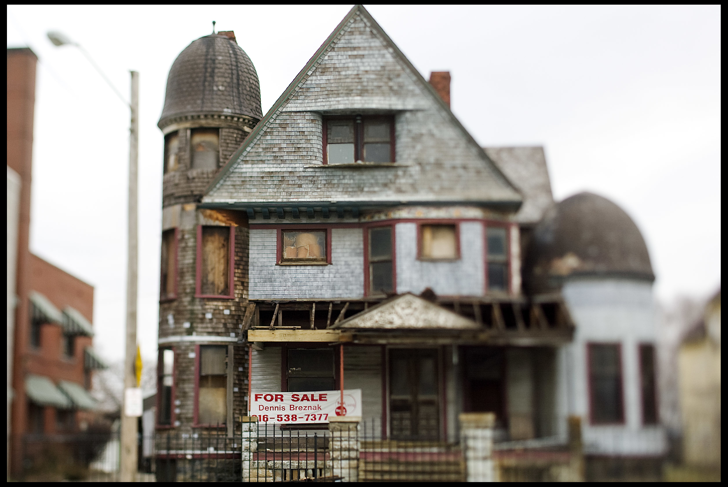 People Living in Old Houses Rises as Home Building Struggles - Newsweek