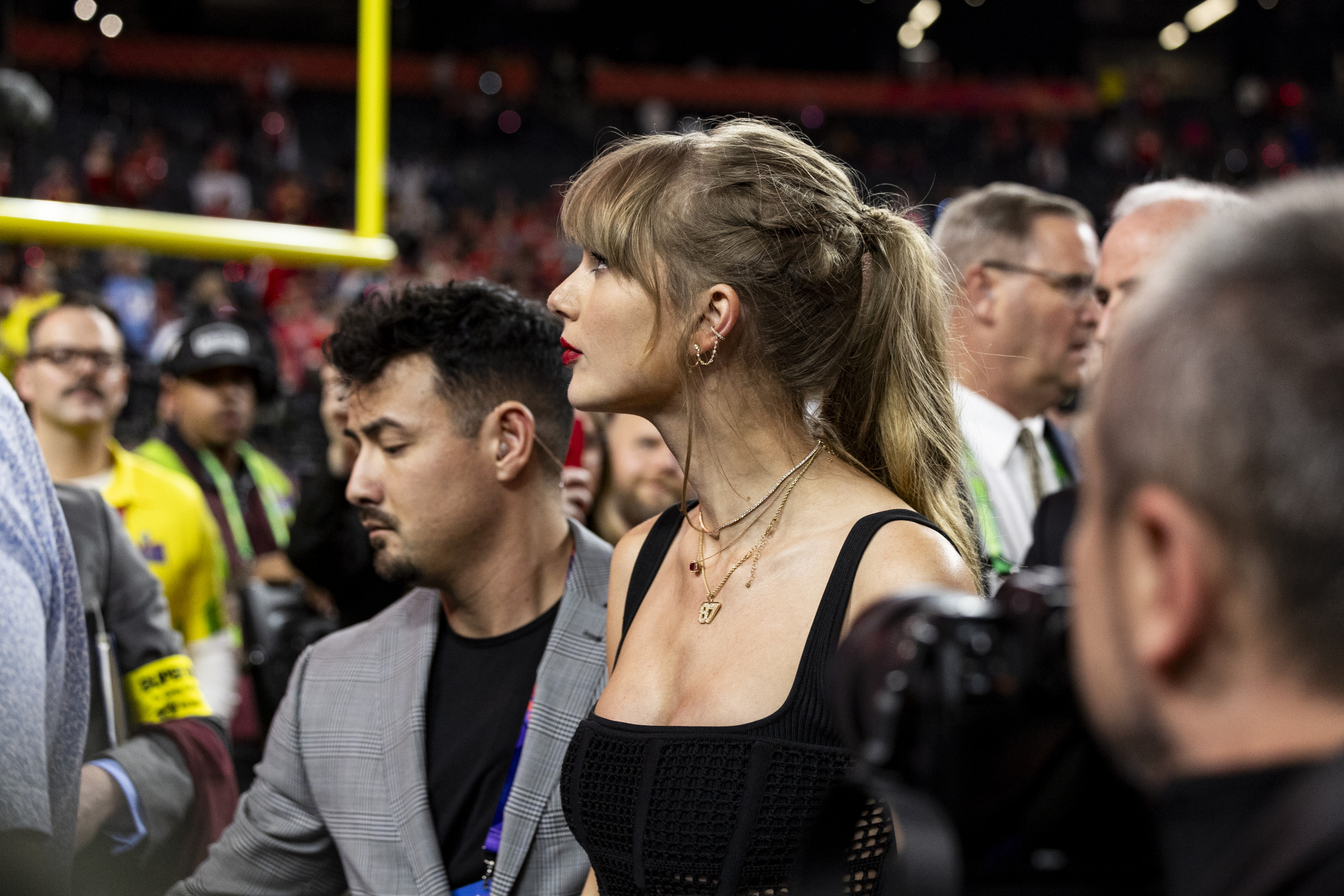 Taylor Swift Made Two Big Donations to Victim's Family in KC Shooting ...